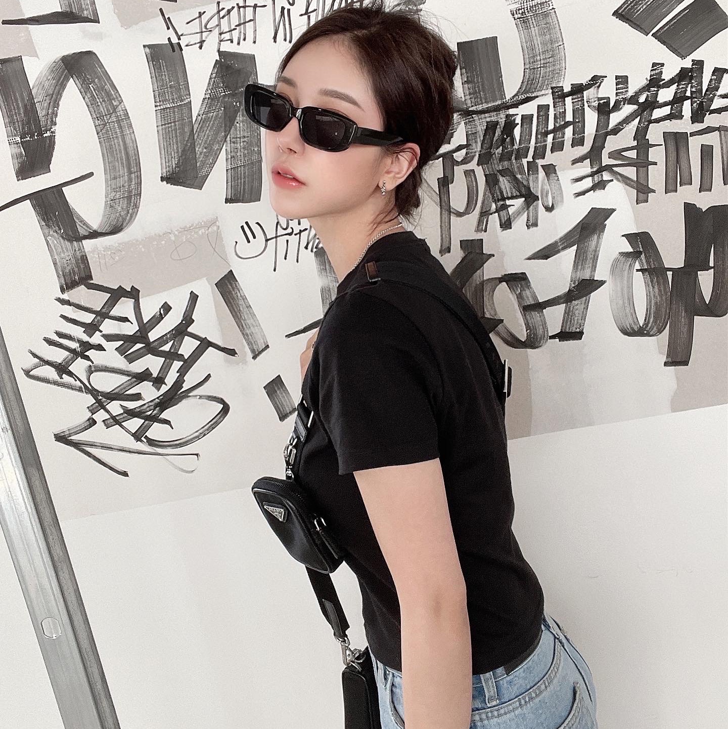 (@yeenco) 님의 게시물 | KREAM