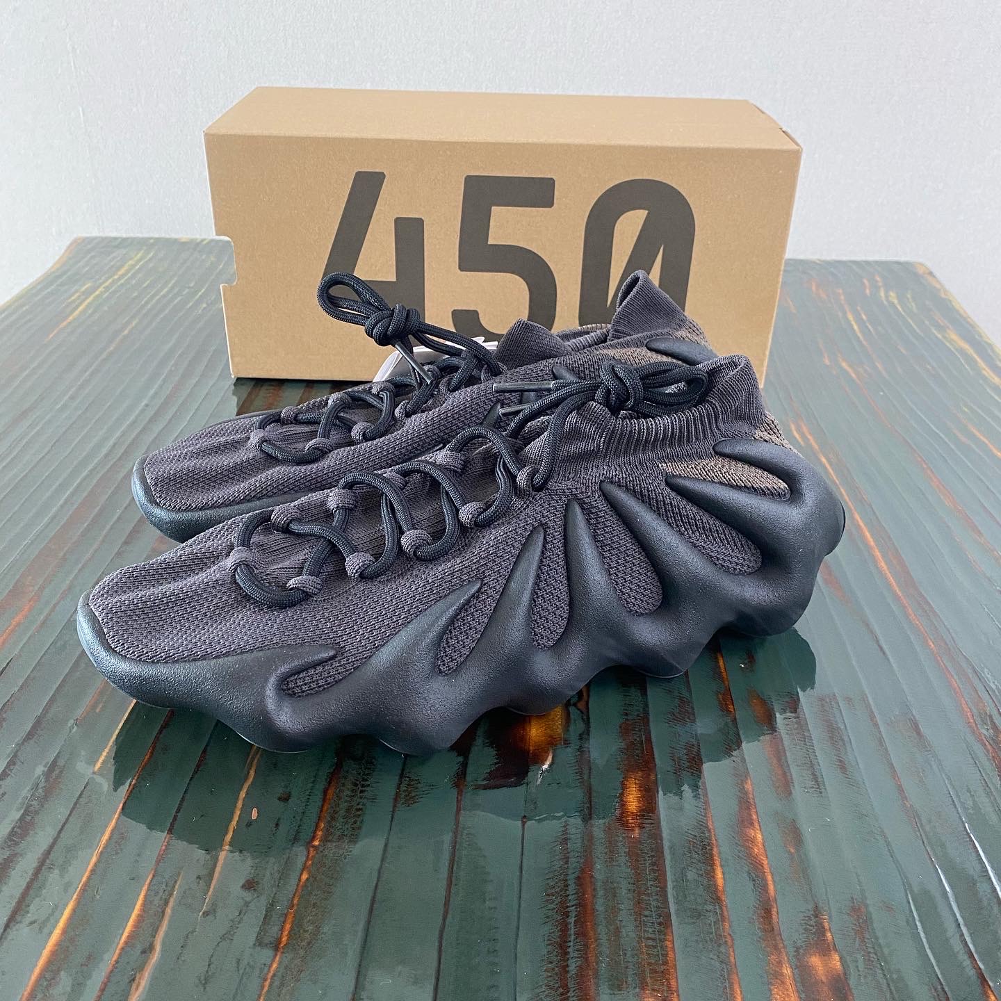 남자가되어라 (@seong_il) 님의 게시물 | KREAM