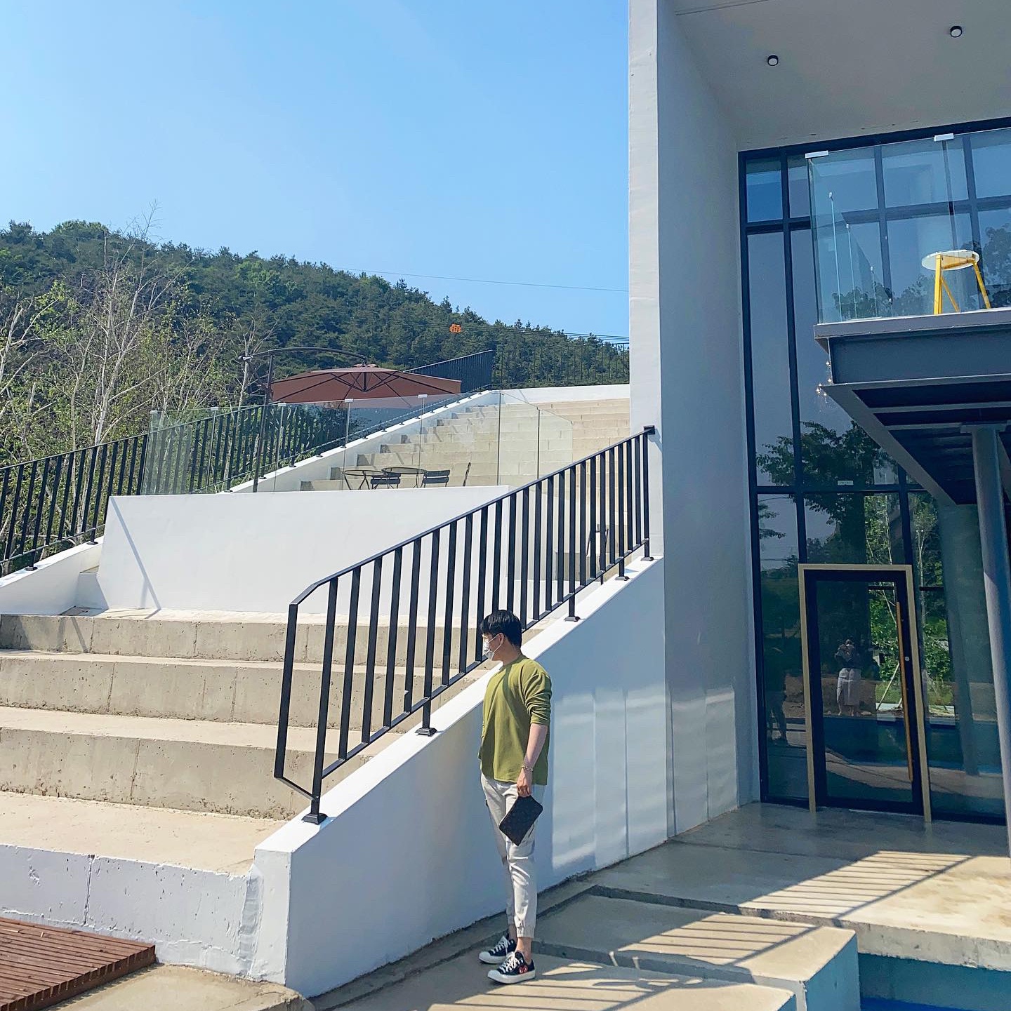 (@s_0jin) 님의 게시물 | KREAM