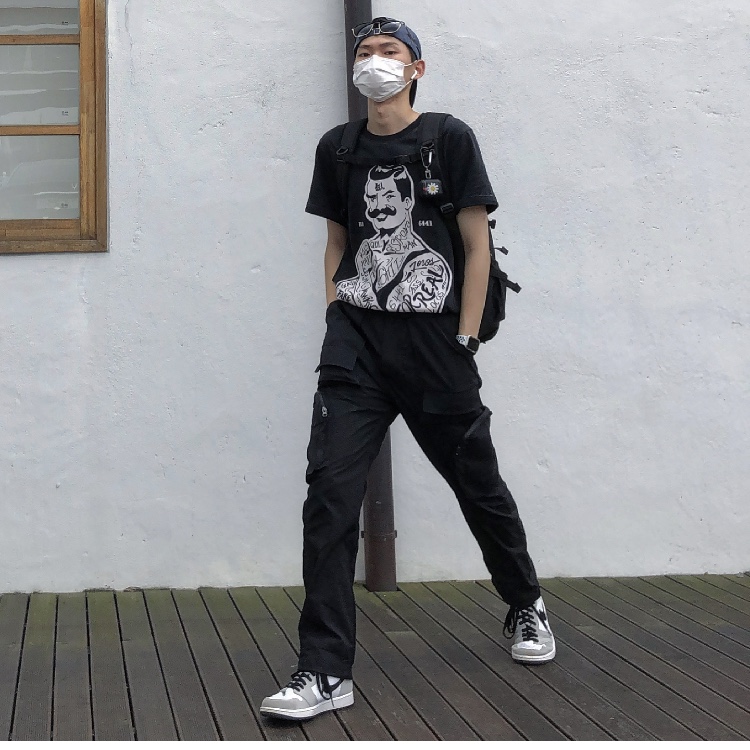 용 (@illhyhl) 님의 게시물 | KREAM