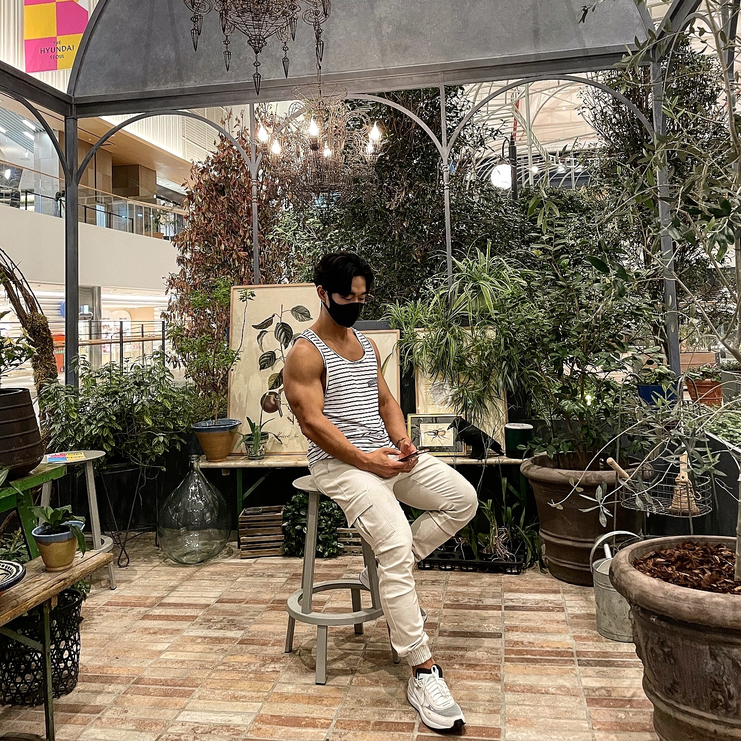 insta @ll.y.j (@ll.y.j) 님의 게시물 | KREAM