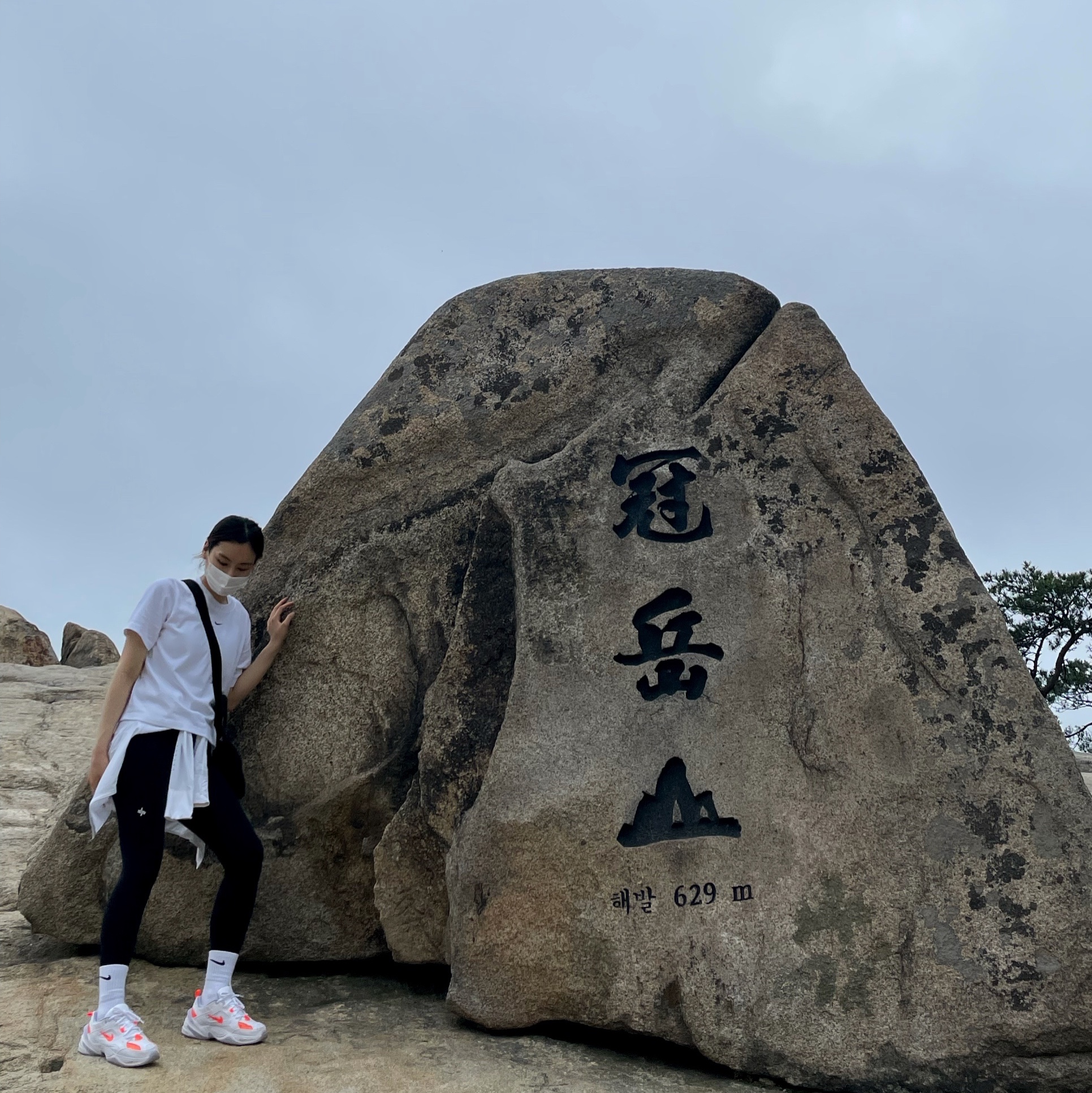 (@yyseul_) 님의 게시물 | KREAM