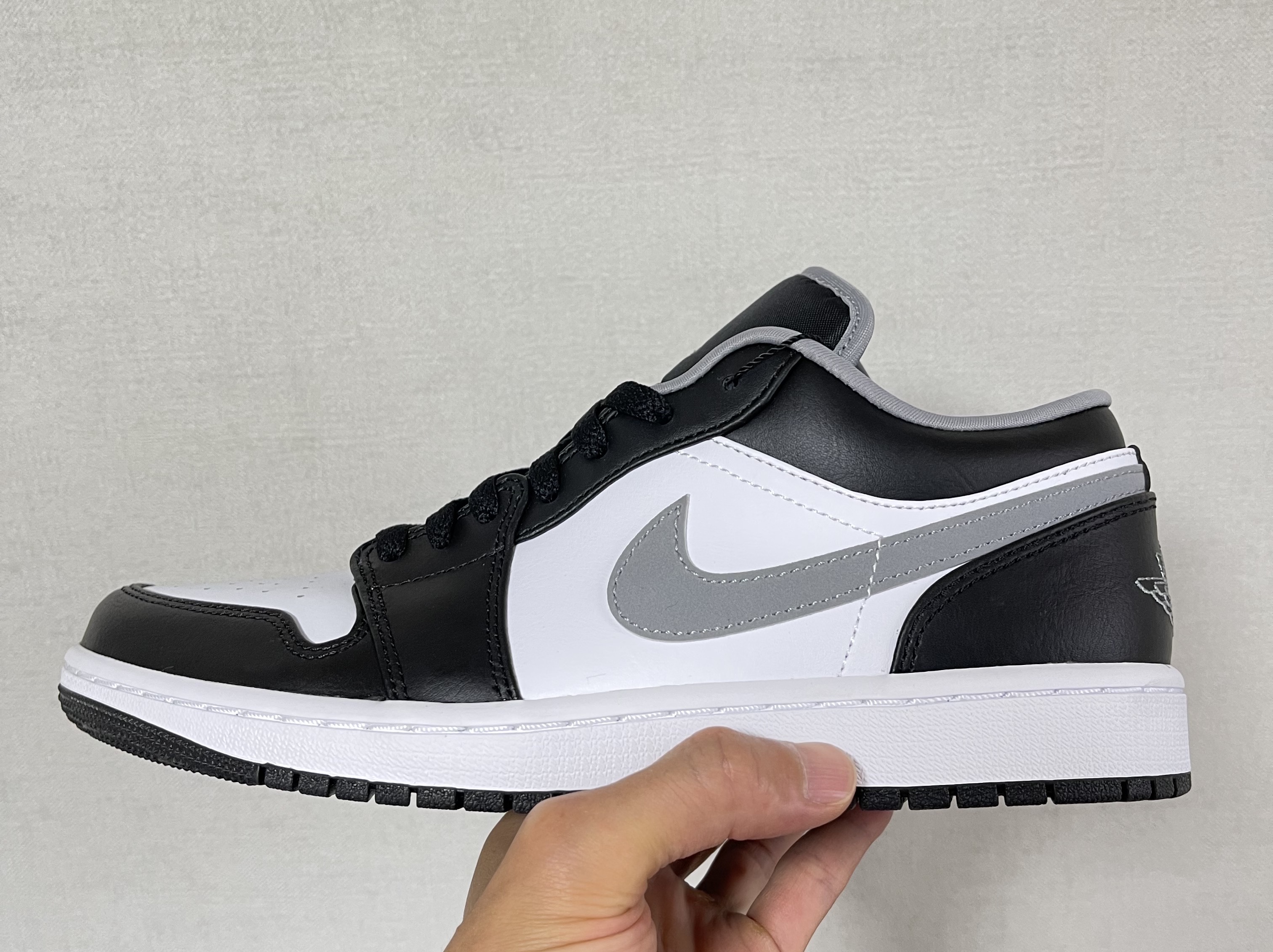 춘봉이 (@sixbong) 님의 게시물 | KREAM