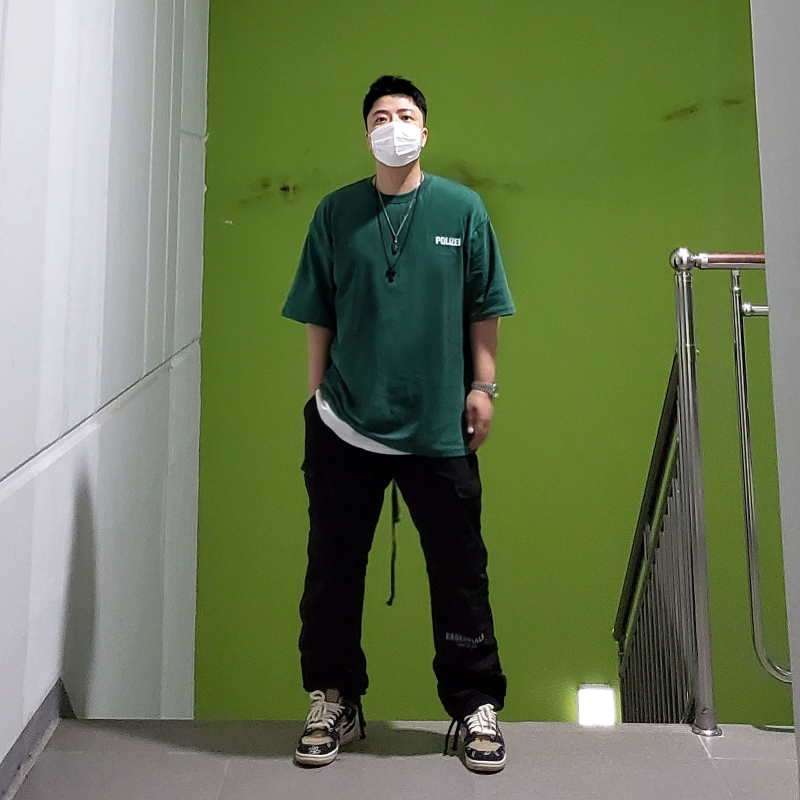 안성태 (@dkstjdxo) 님의 게시물 | KREAM