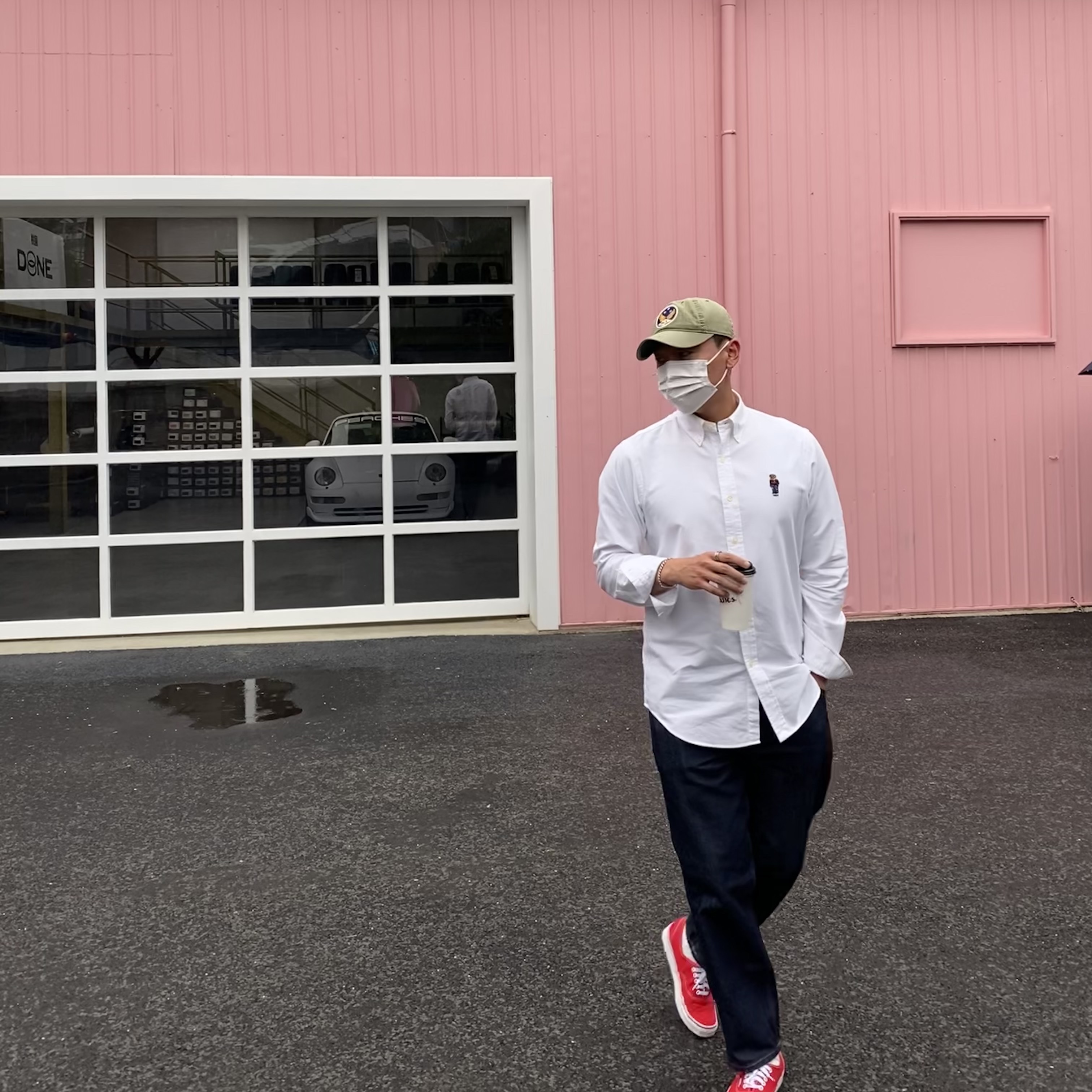 영영 (@it.young) 님의 게시물 | KREAM