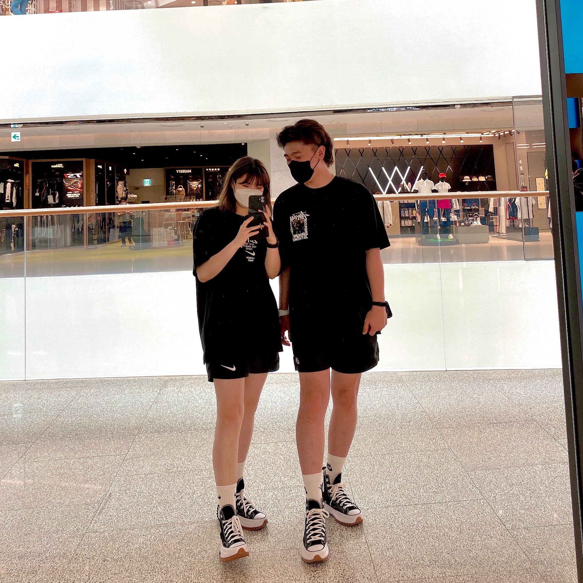 최레미 (@choi_rem) 님의 게시물 | KREAM