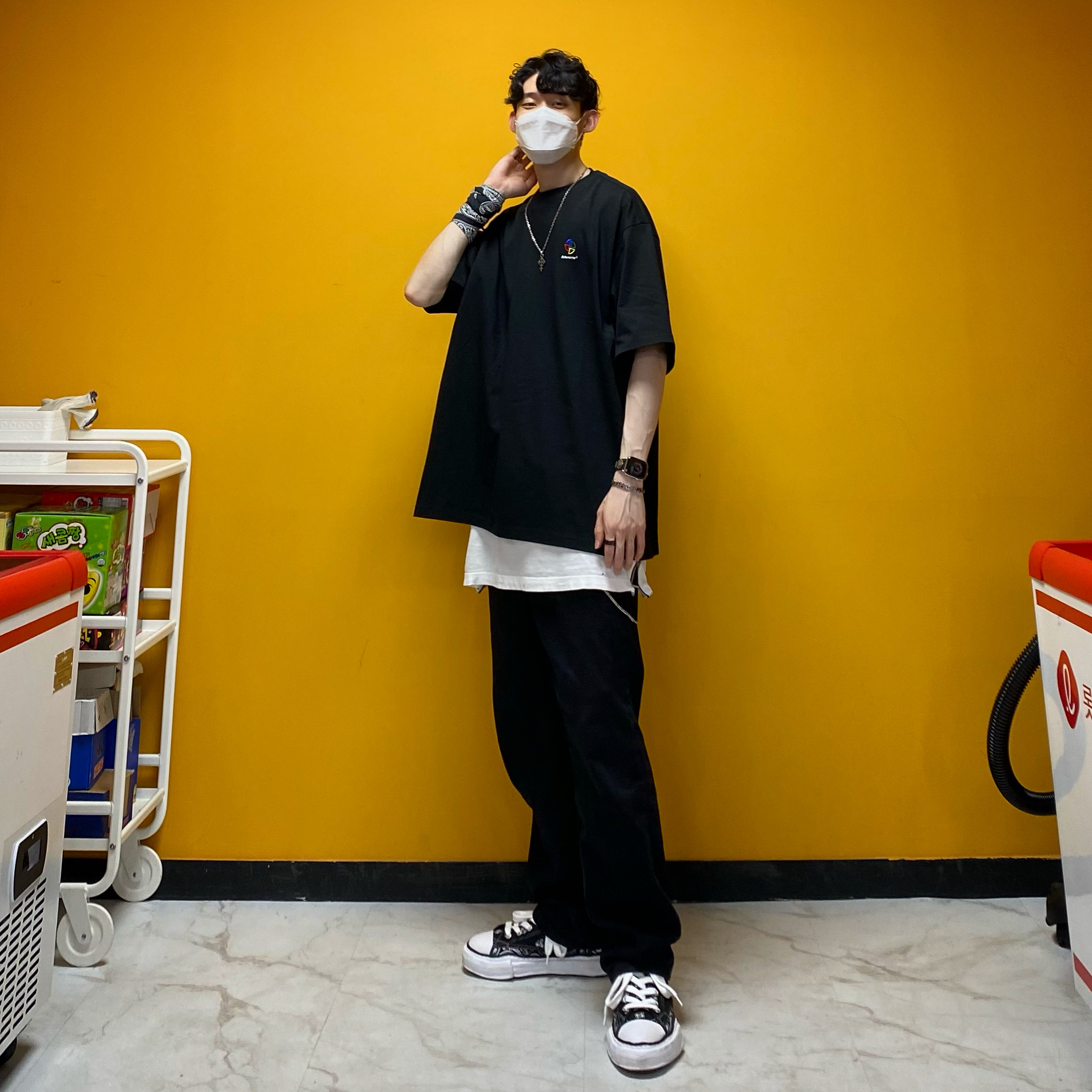 Insta: winne... (@winner_draw) 님의 게시물 | KREAM