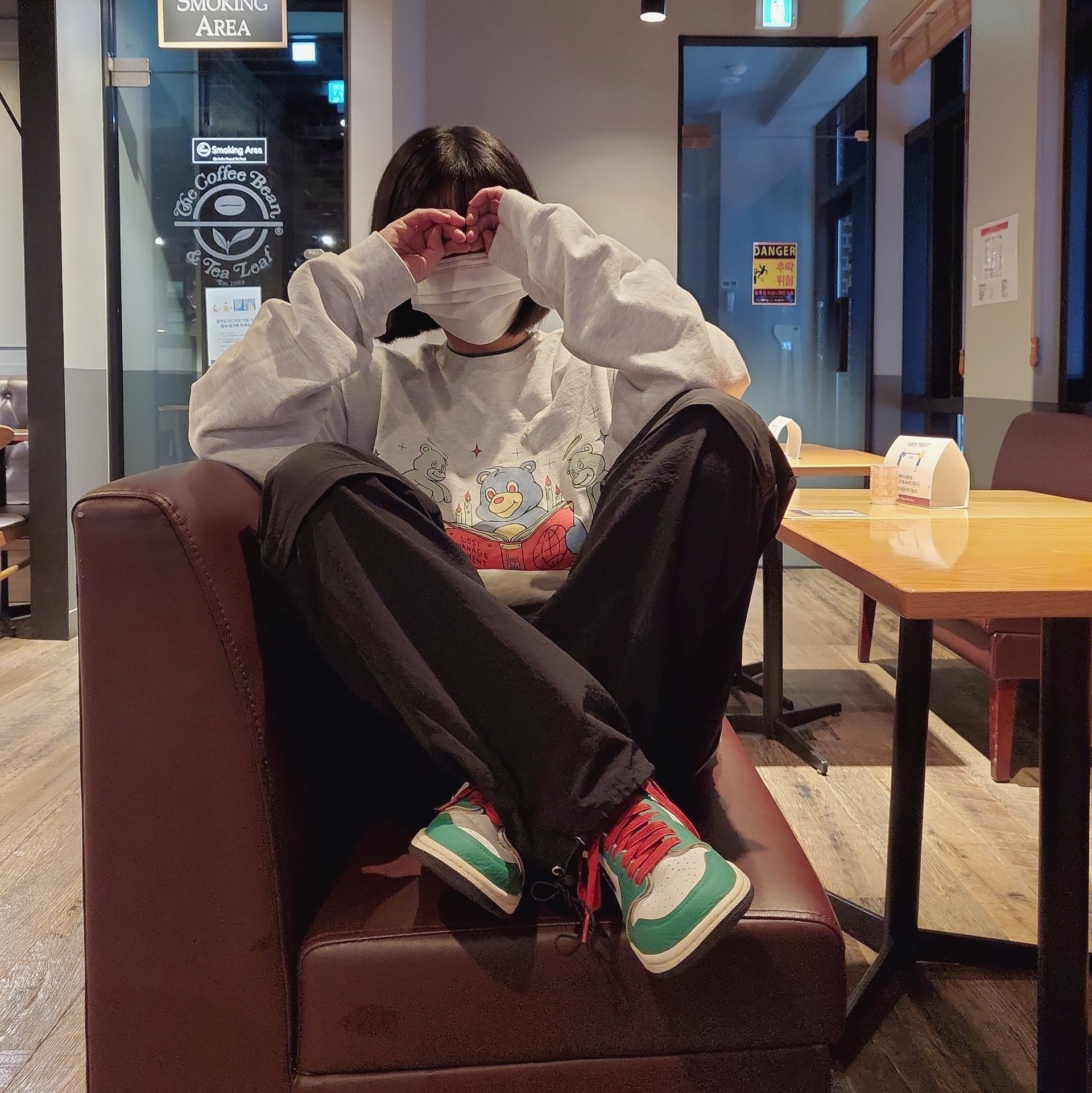 방구 (@arang0902) 님의 게시물 | KREAM