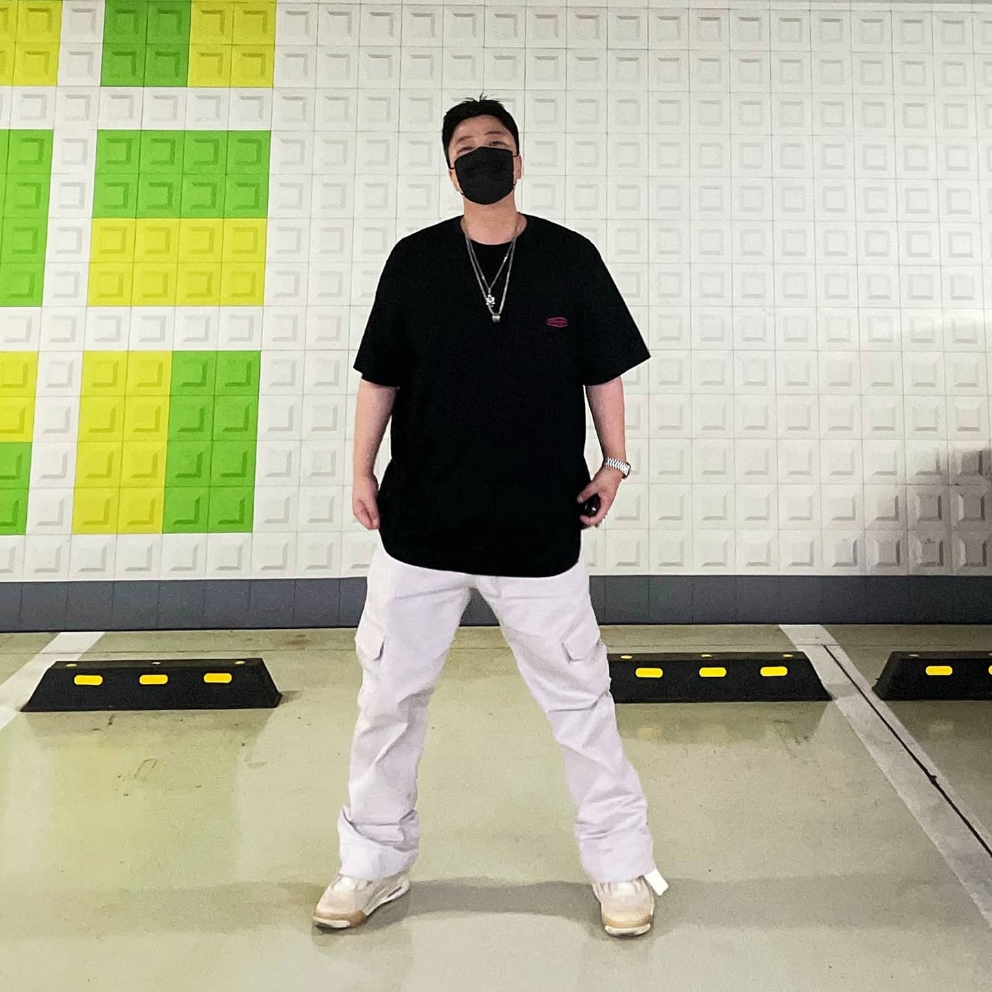 안성태 (@dkstjdxo) 님의 게시물 | KREAM