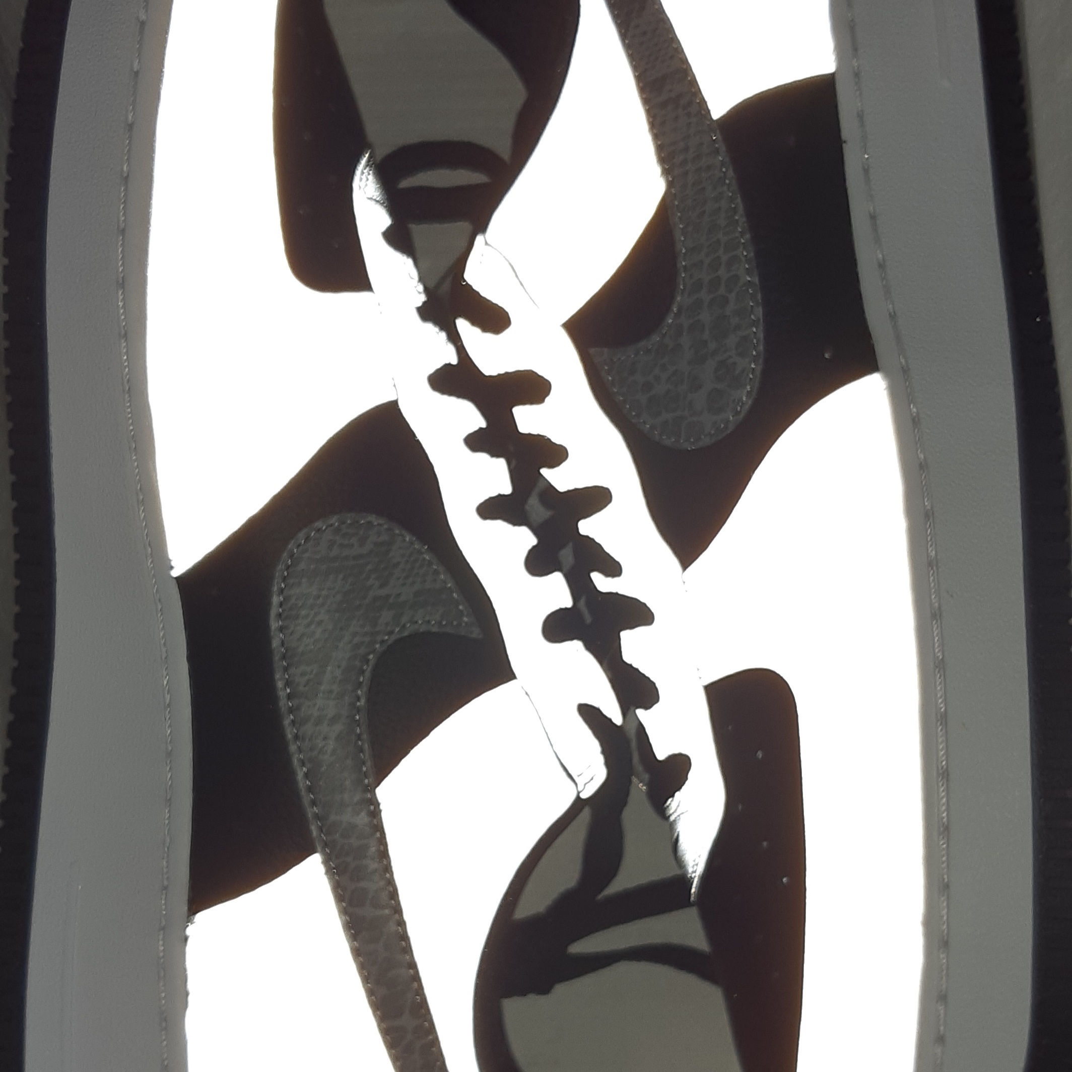 민민 (@min_320mm) 님의 게시물 | KREAM