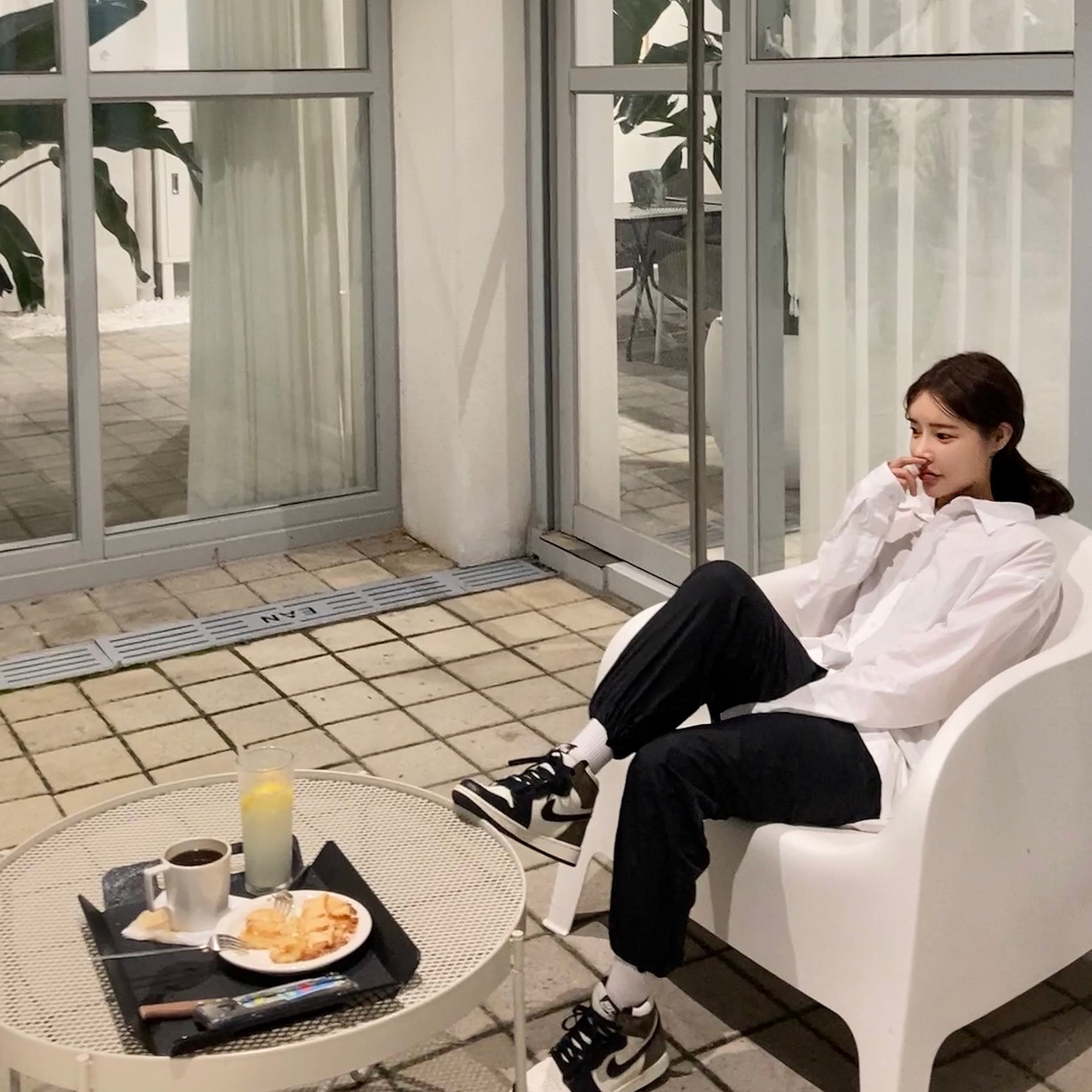 tndmsdlqgh (@ssu_bong_) 님의 게시물 | KREAM