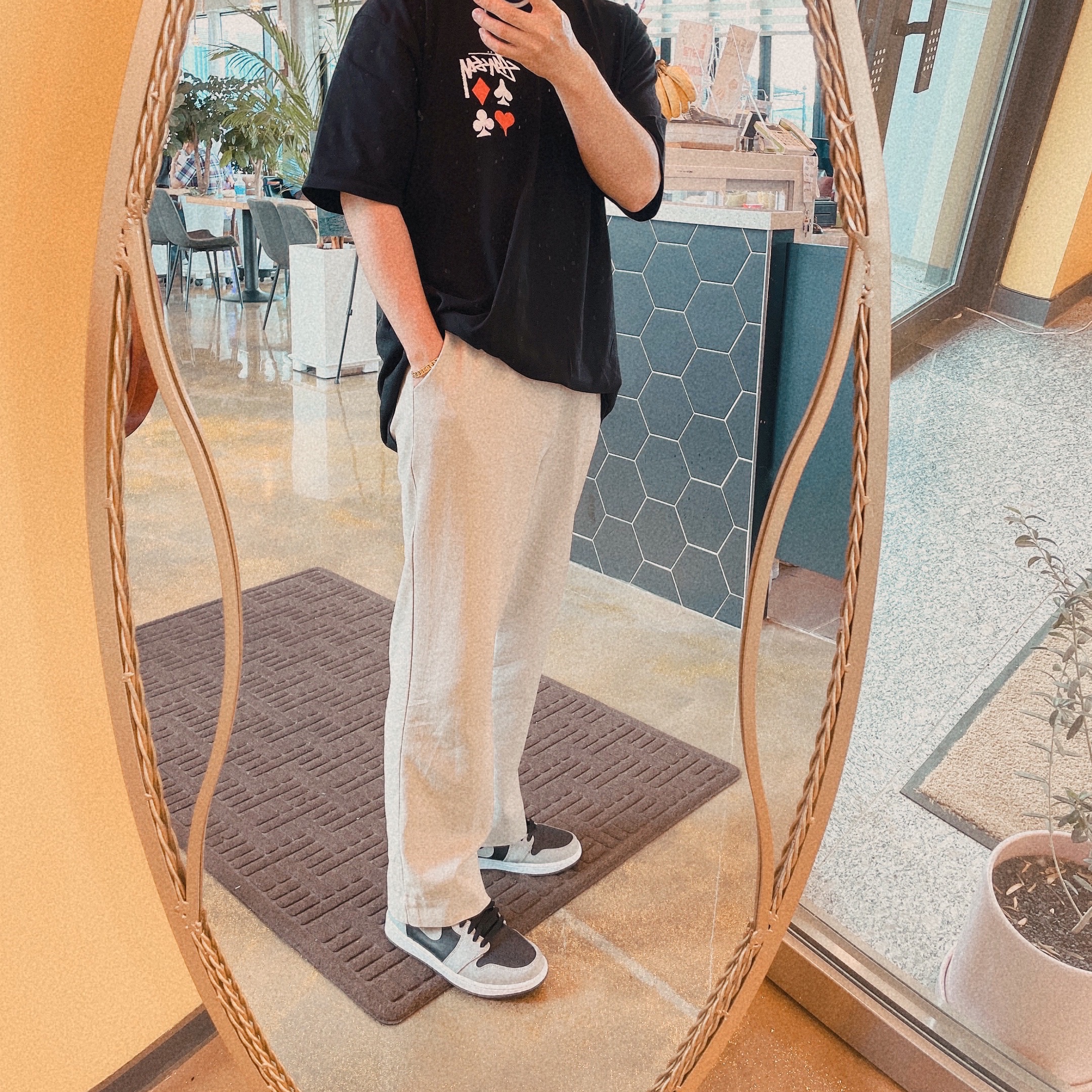 😼 (@j_cheol) 님의 게시물 | KREAM