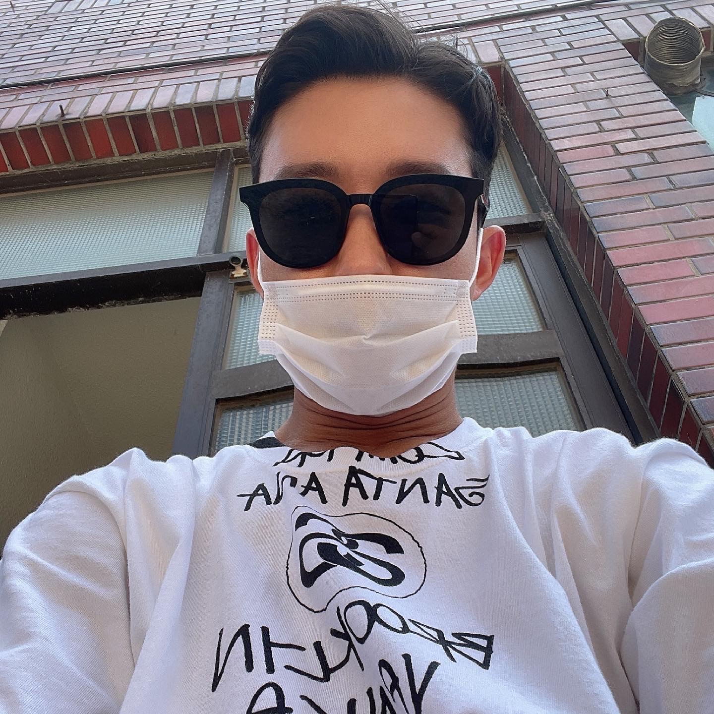 박준서 (@junseo__) 님의 게시물 | KREAM