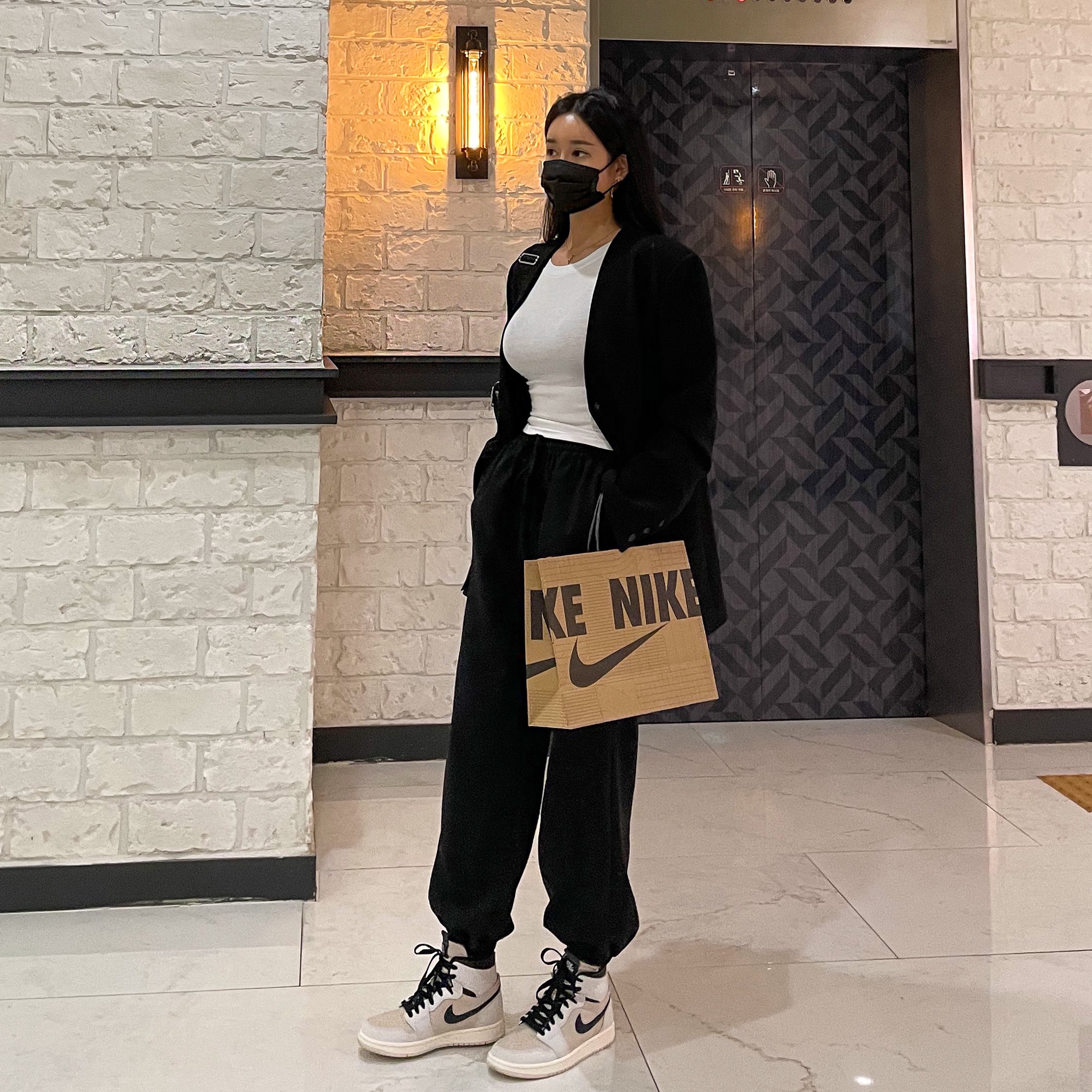 밍D (@y.mj_) 님의 게시물 | KREAM