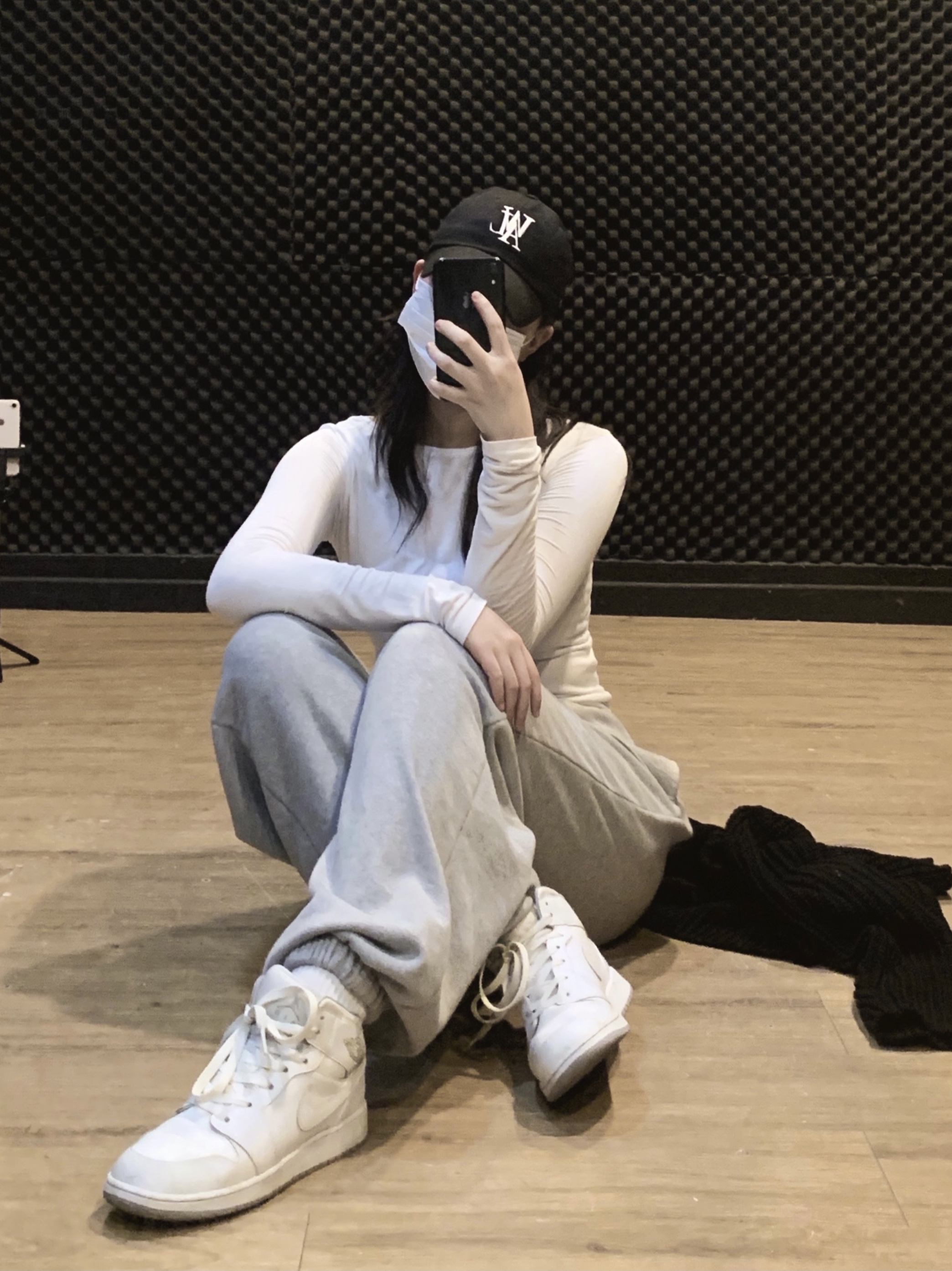 현 (@pxrkdo) 님의 게시물 | KREAM