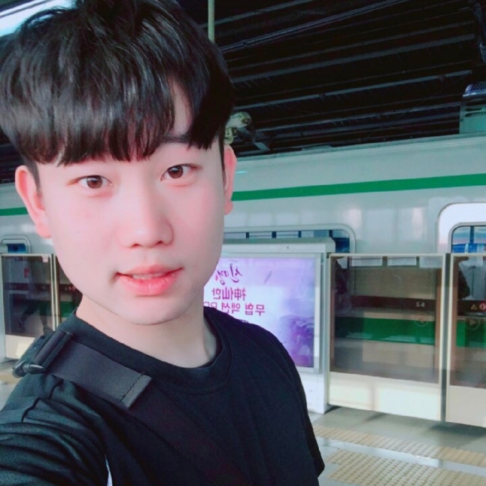 dltkddnr0058 (@wook_95) 님의 게시물 | KREAM