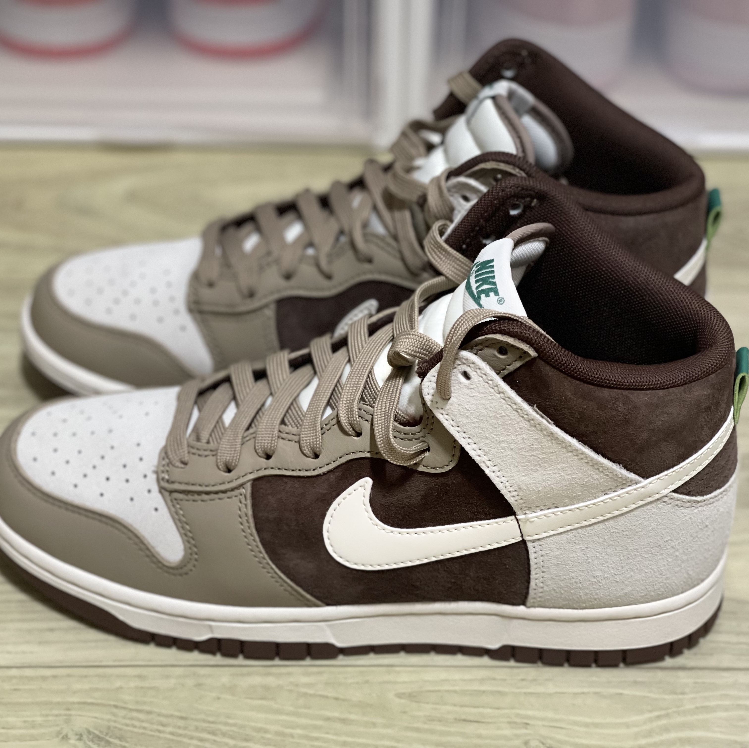 그니 (@g_lee) 님의 게시물 | KREAM