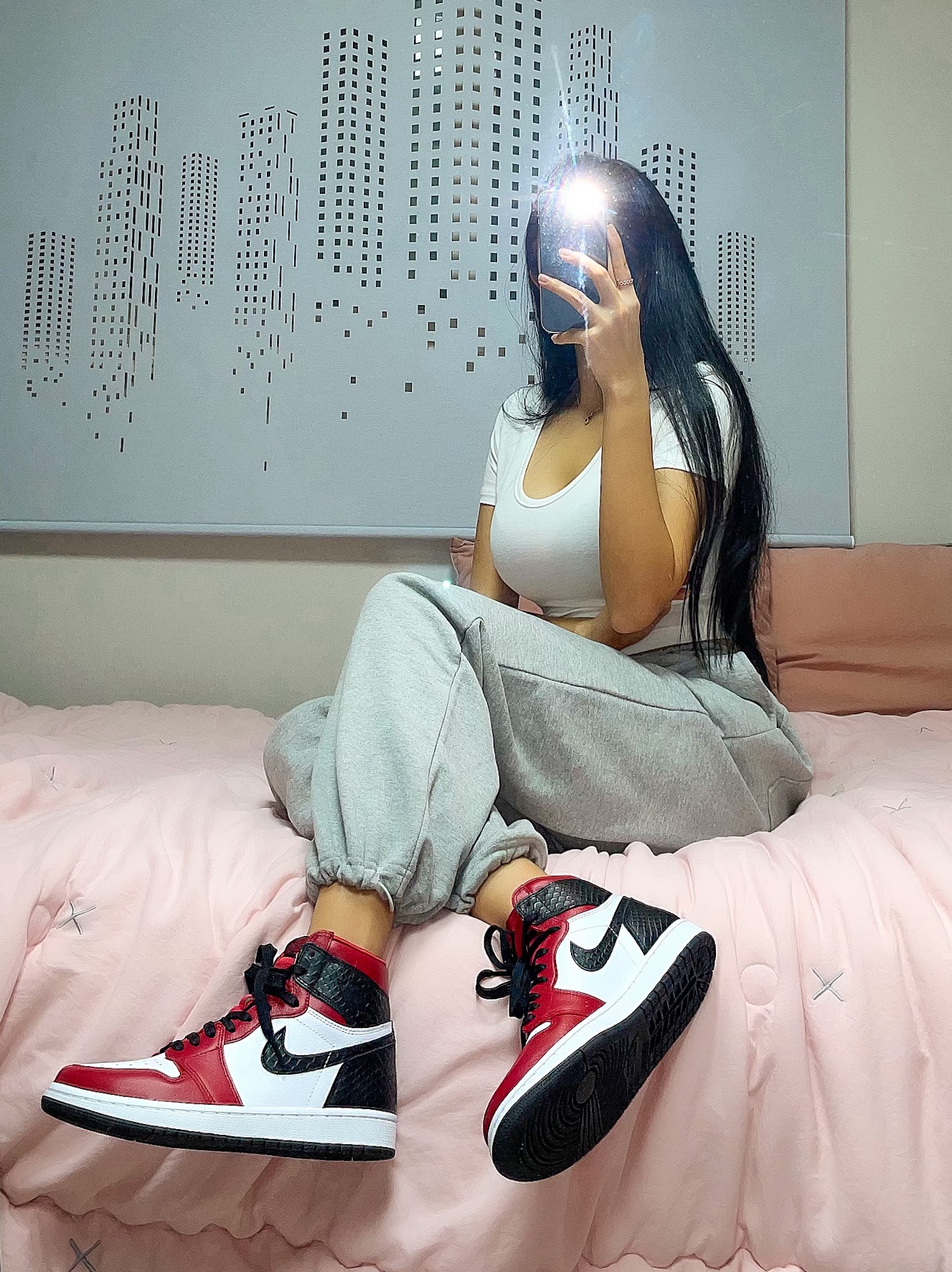 밍D (@y.mj_) 님의 게시물 | KREAM