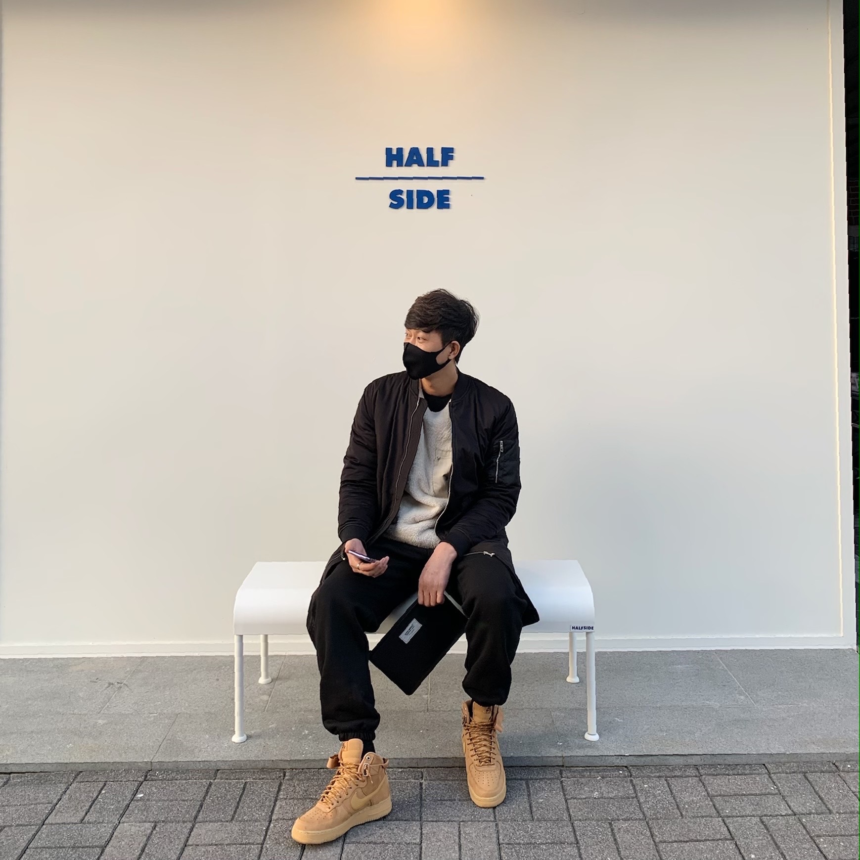 콤파니에스비 (@zin__sb) 님의 게시물 | KREAM