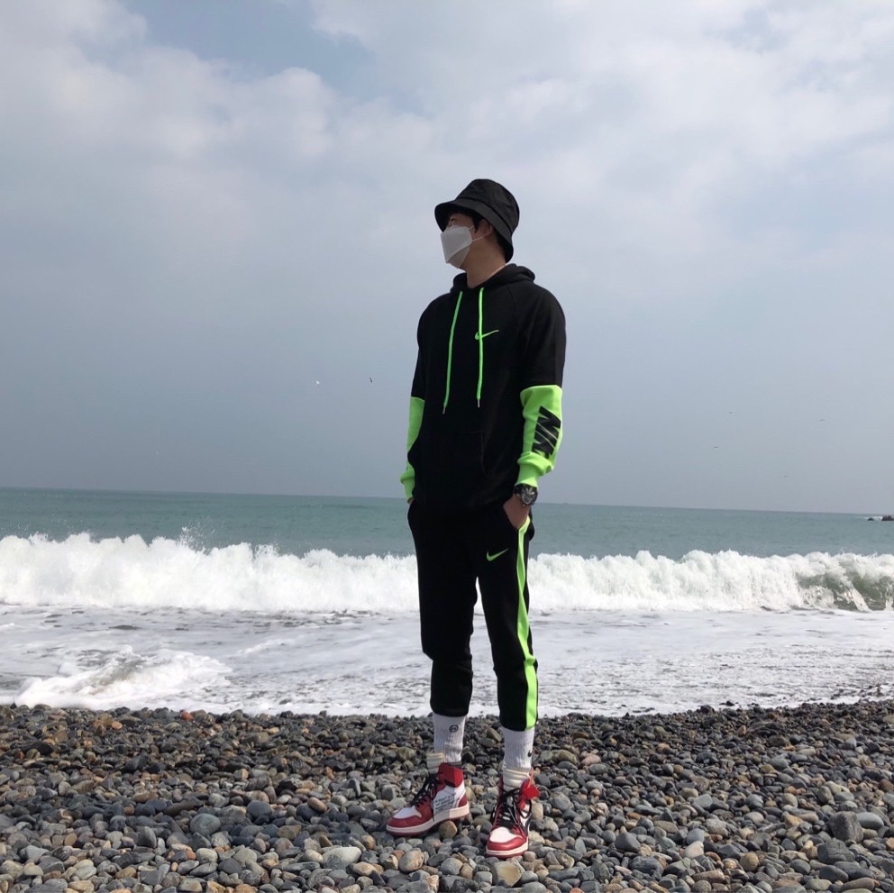 (@sea88) 님의 게시물 | KREAM