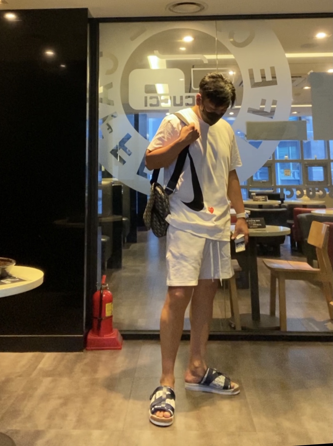 우쓰 (@woos_k) 님의 게시물 | KREAM