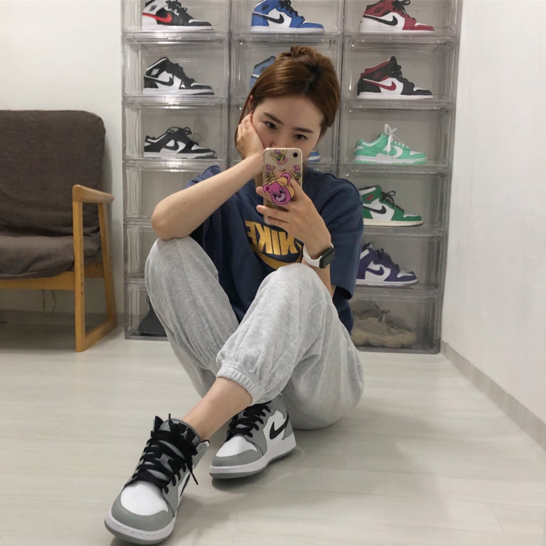 김민희 (@alslal_) 님의 게시물 | KREAM