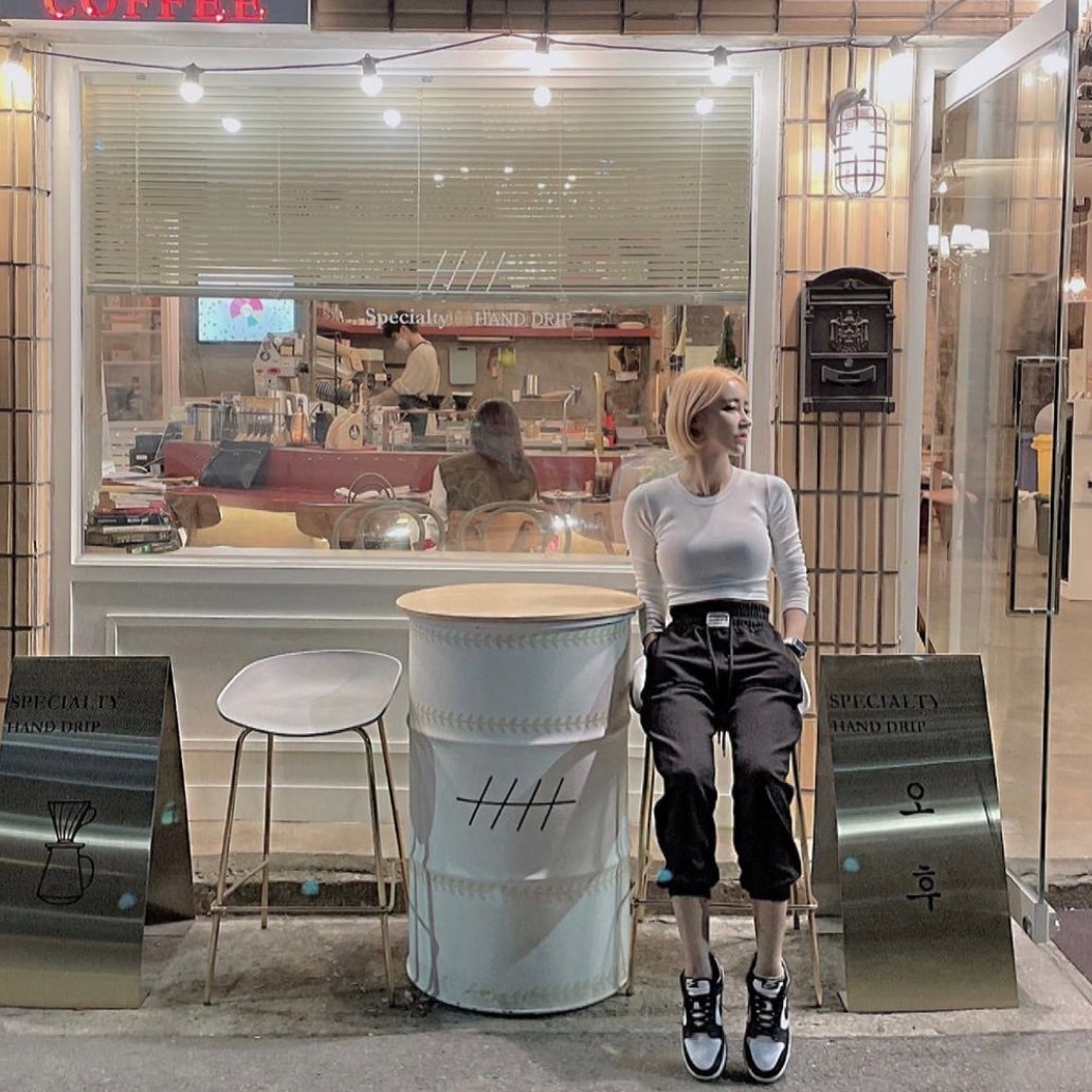 도드리 (@dearsaem) 님의 게시물 | KREAM