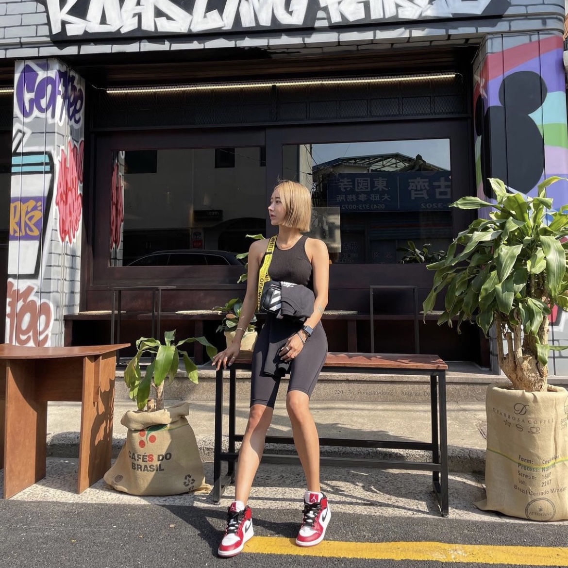 도드리 (@dearsaem) 님의 게시물 | KREAM