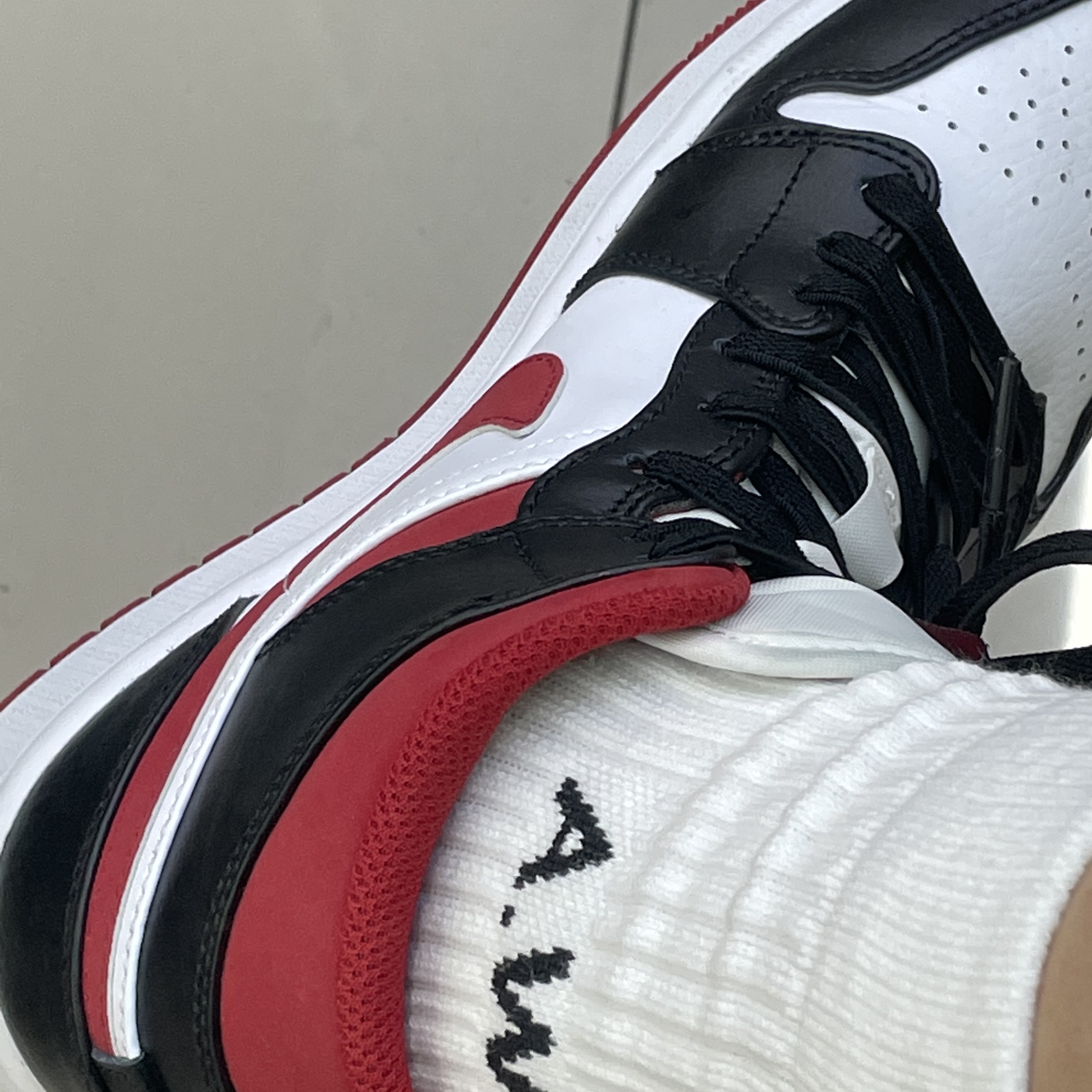 홍정민 (@hh_0ng_) 님의 게시물 | KREAM