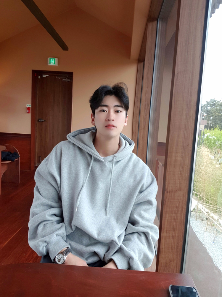 (@oh_d.g) 님의 게시물 | KREAM