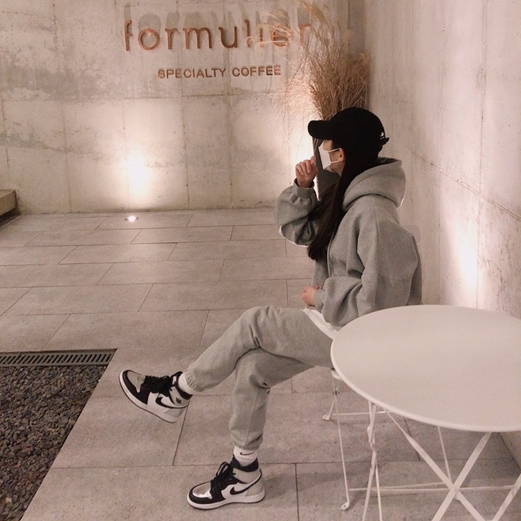 0ㅅ0 (@ss.___y) 님의 게시물 | KREAM