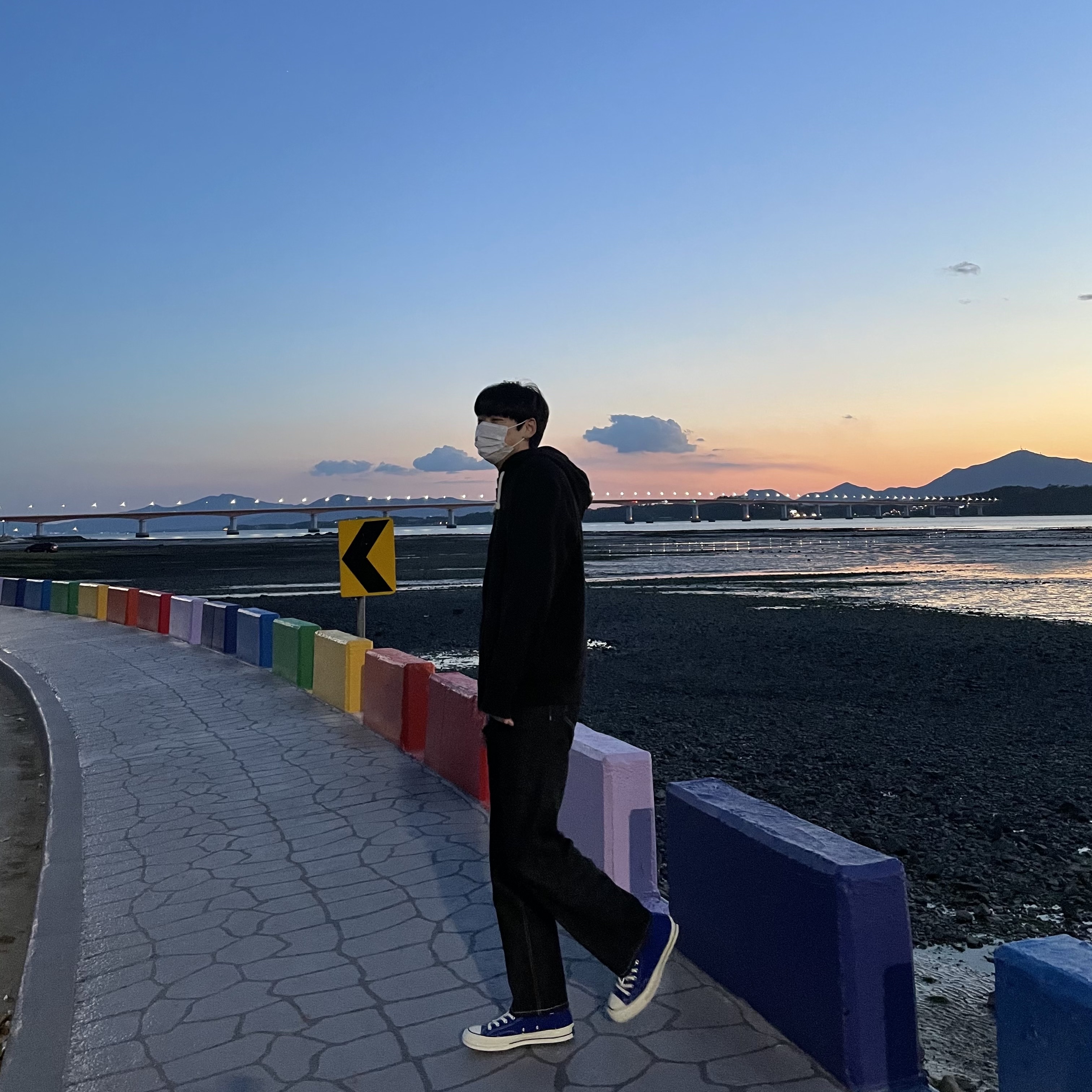 배줍 (@o8._.l2) 님의 게시물 | KREAM