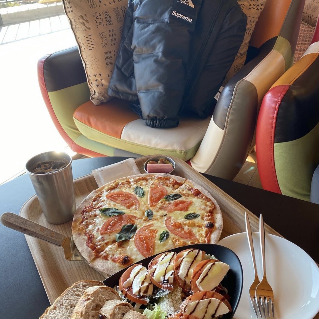 또또 (@ttotto) 님의 게시물 | KREAM