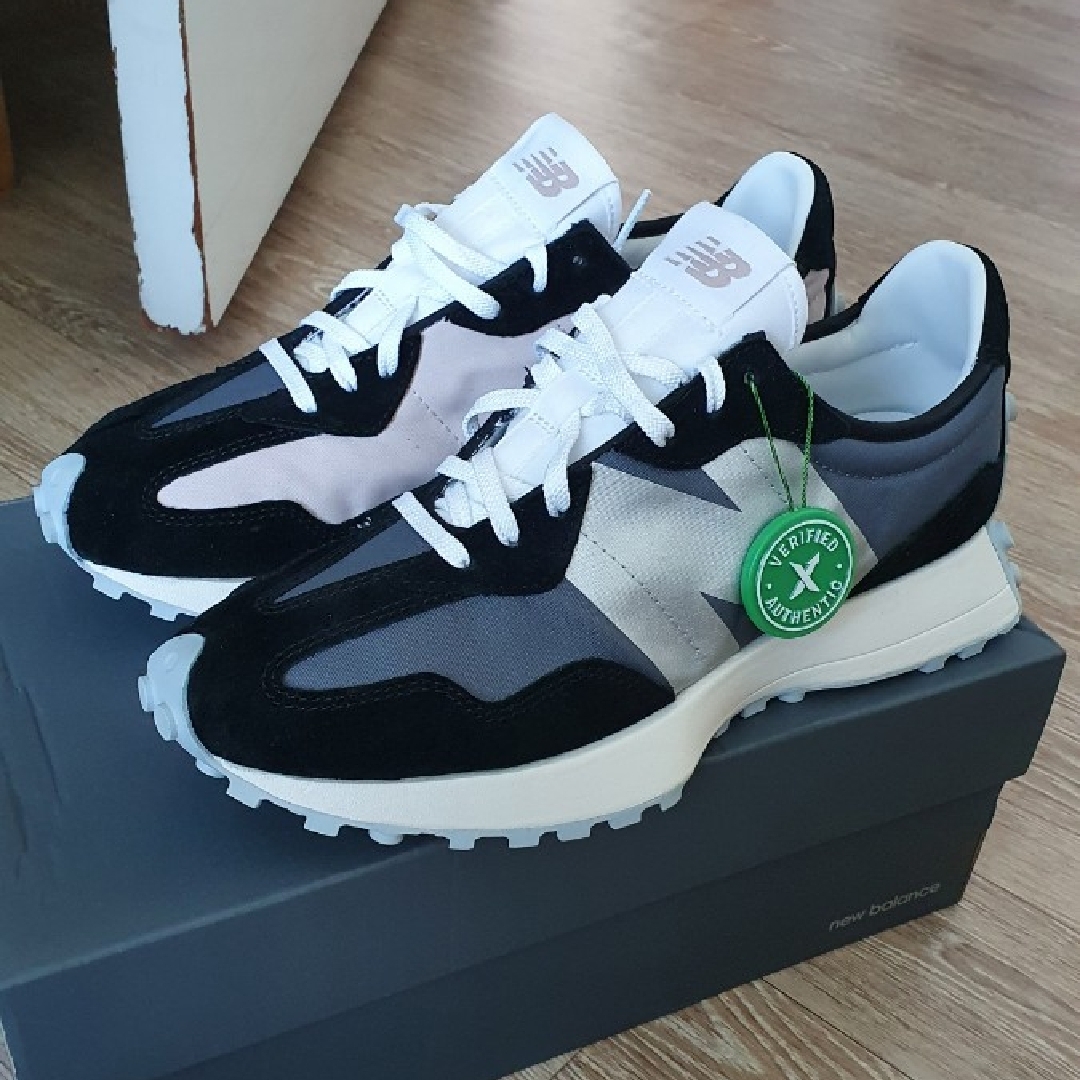 (@floverwowav...) 님의 게시물 | KREAM