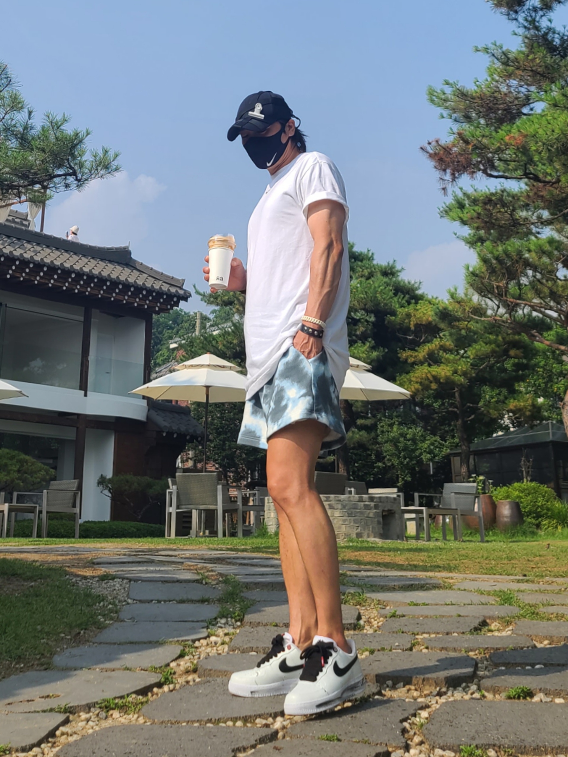 천성욱 (@yasaeng) 님의 게시물 | KREAM