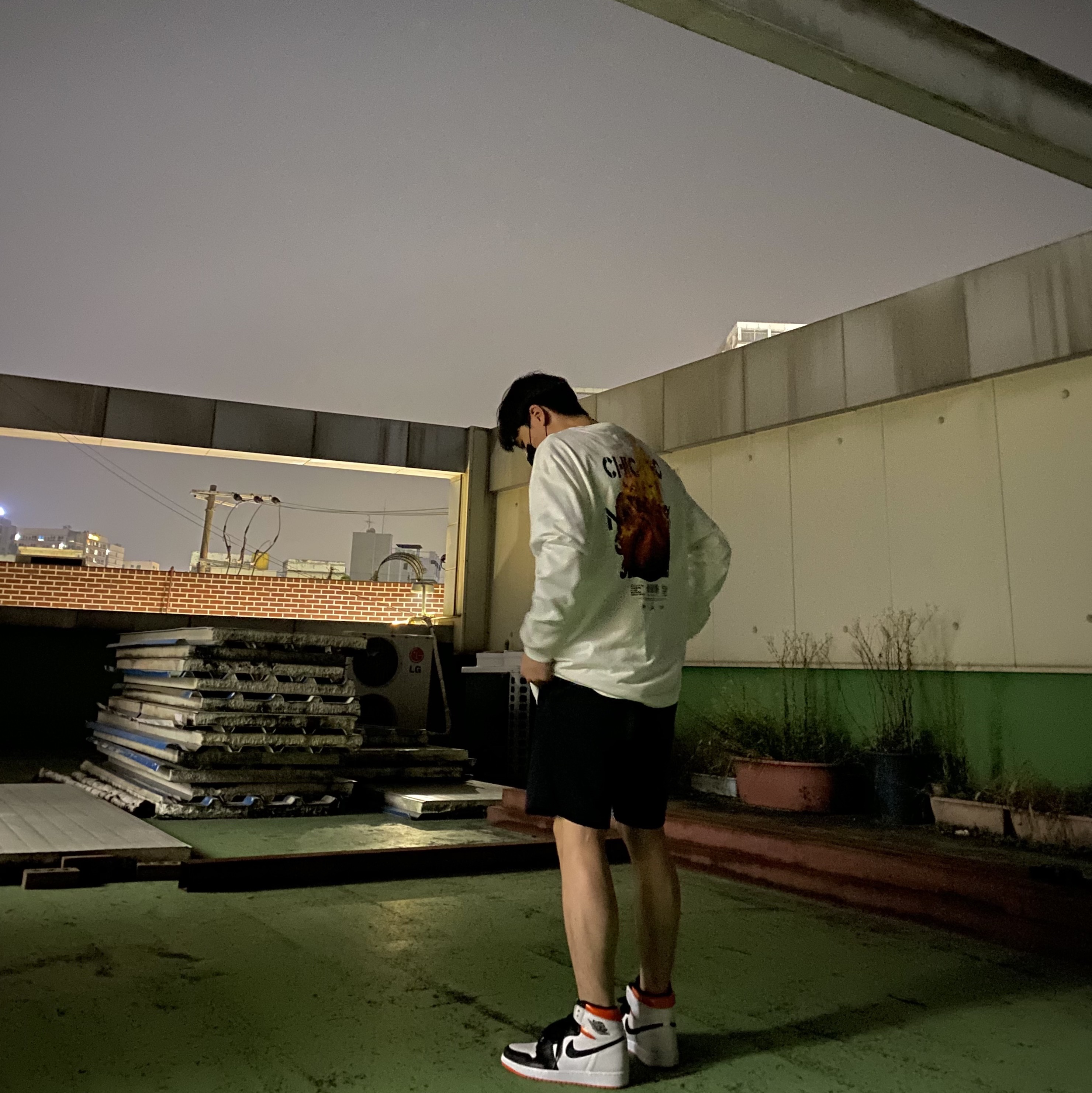 moai_kicks (@moai_) 님의 게시물 | KREAM