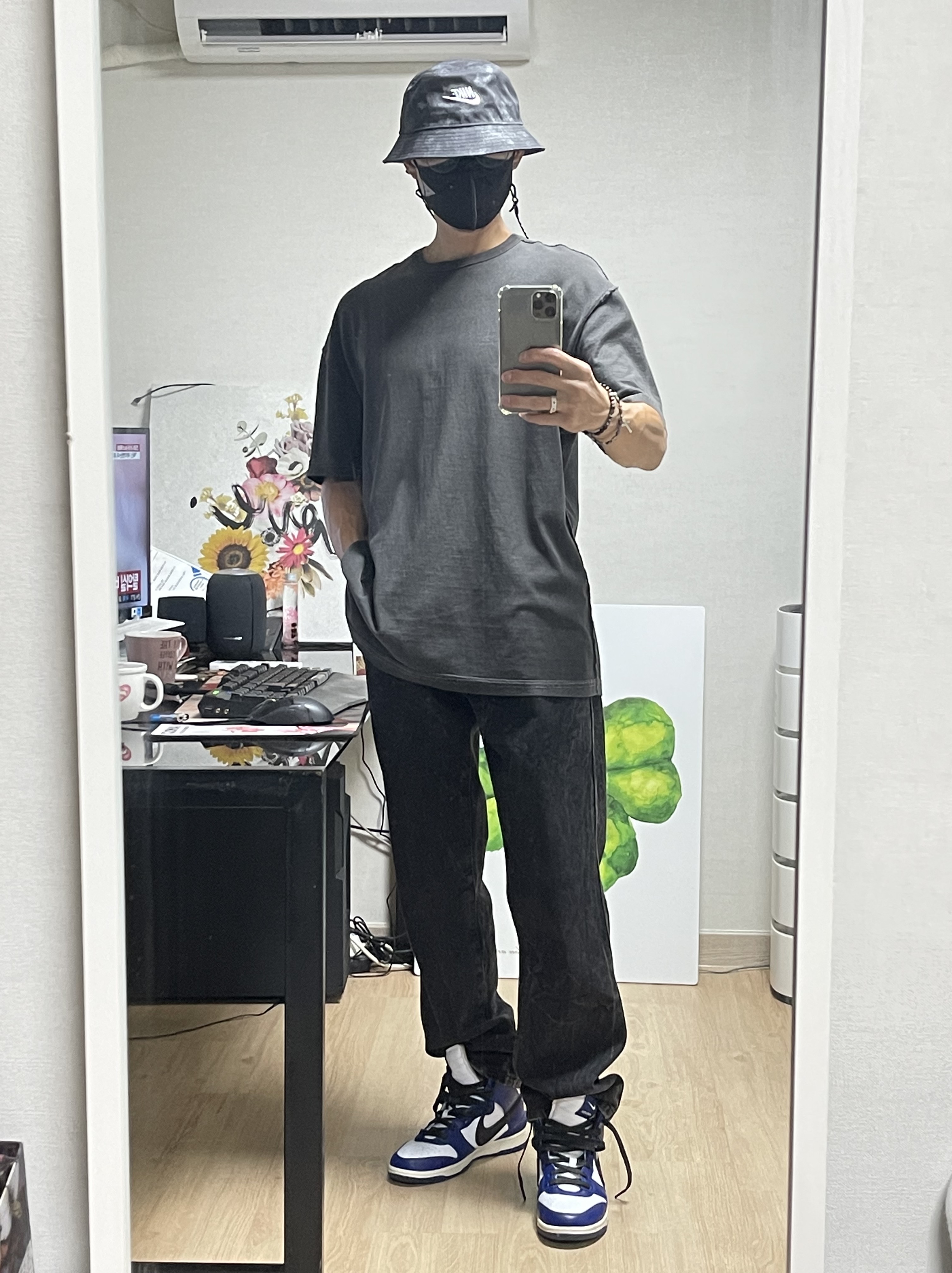 춘봉이 (@sixbong) 님의 게시물 | KREAM