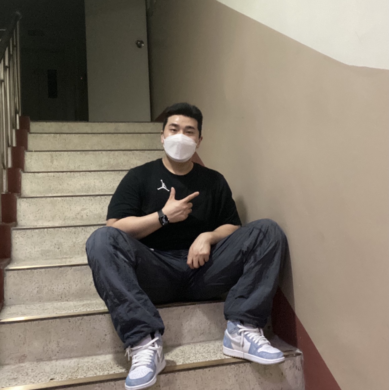 개돼탈프 (@h_joon2) 님의 게시물 | KREAM