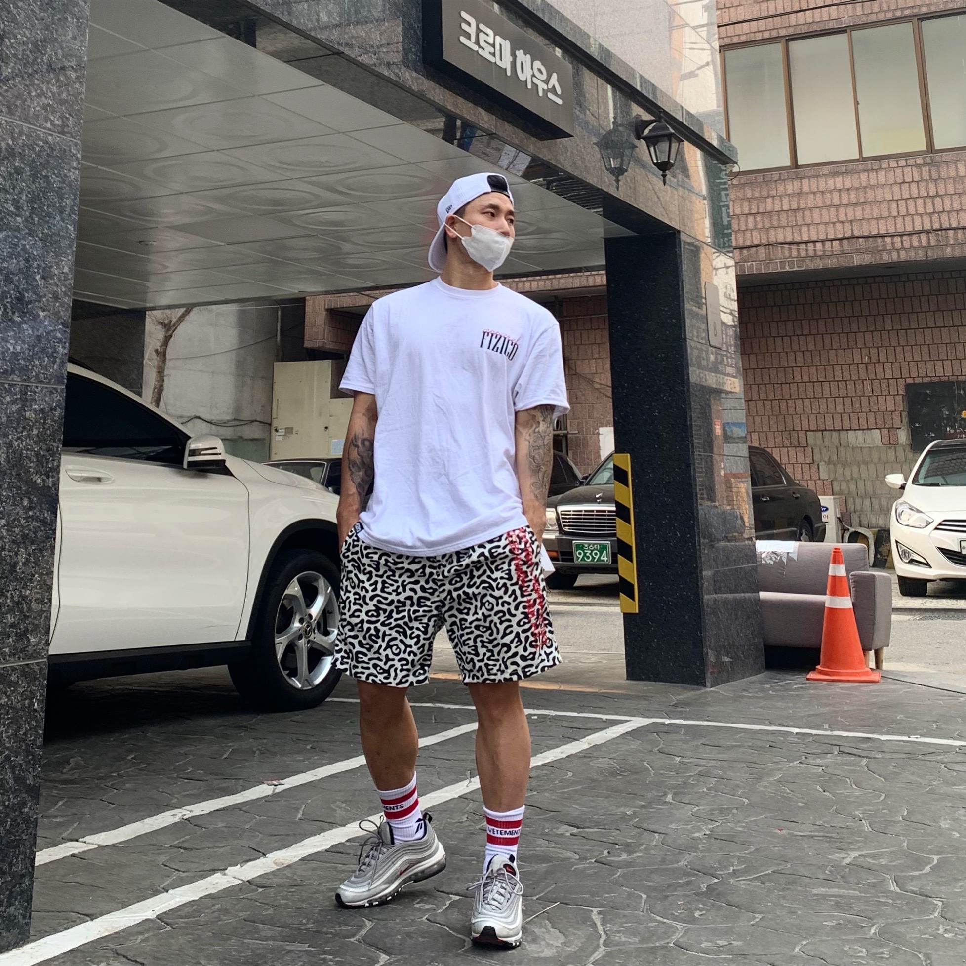 창현우 (@2face) 님의 게시물 | KREAM