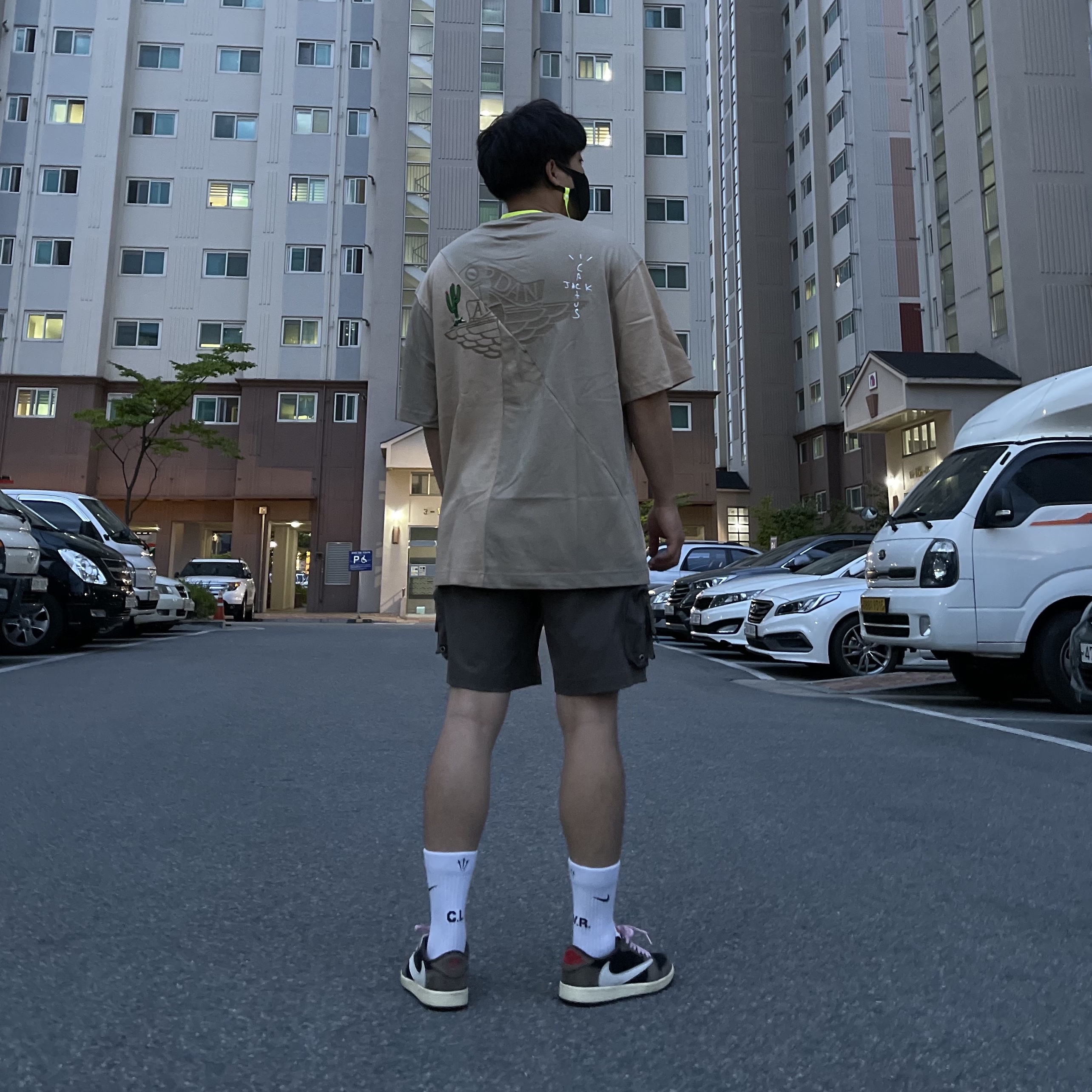 궈녘 (@aseurayi) 님의 게시물 | KREAM