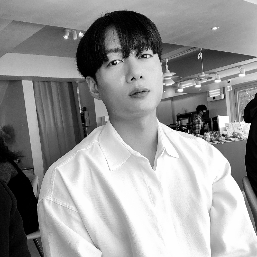 jack (@jeck9) 님의 게시물 | KREAM