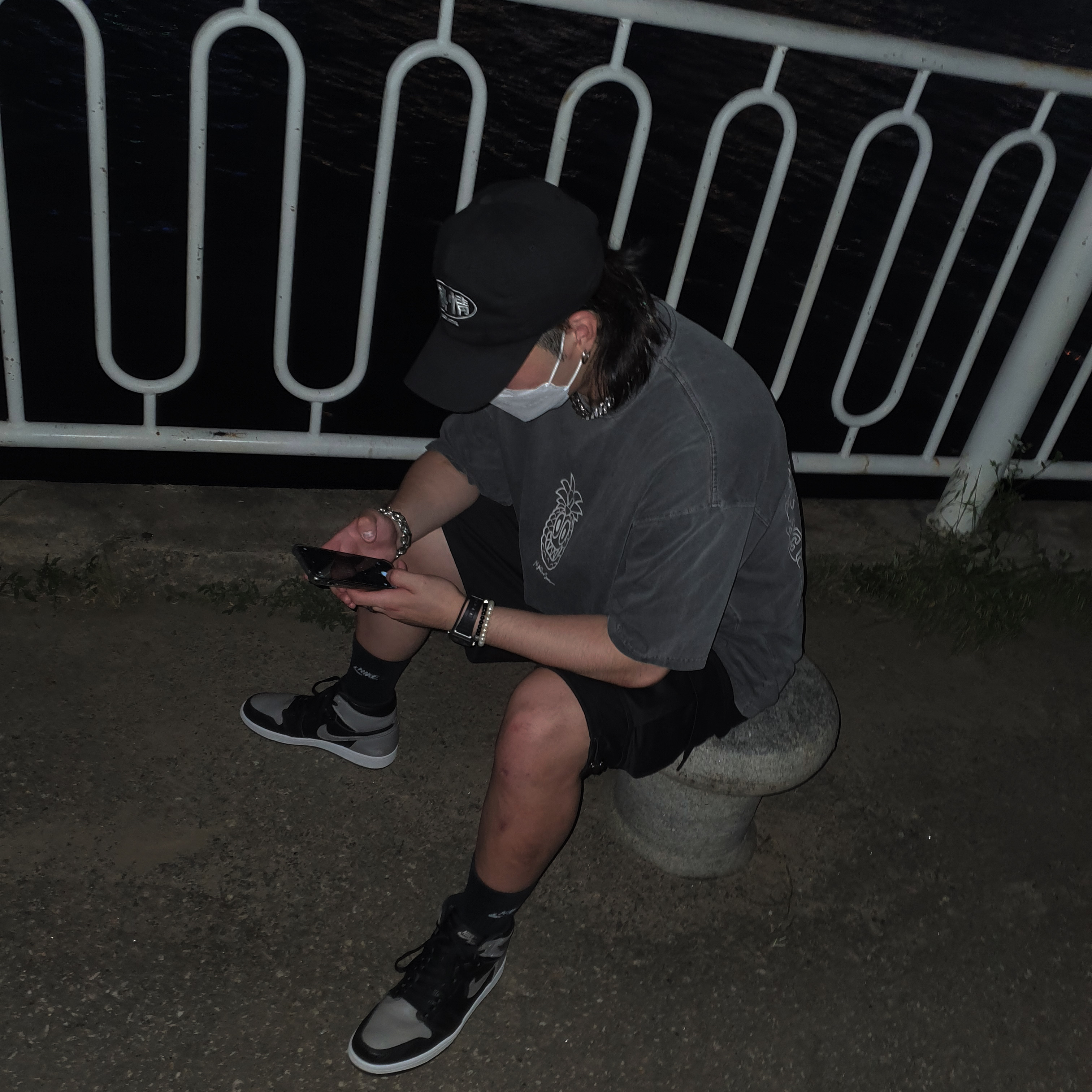 김창헌 (@badbabyloooo) 님의 게시물 | KREAM