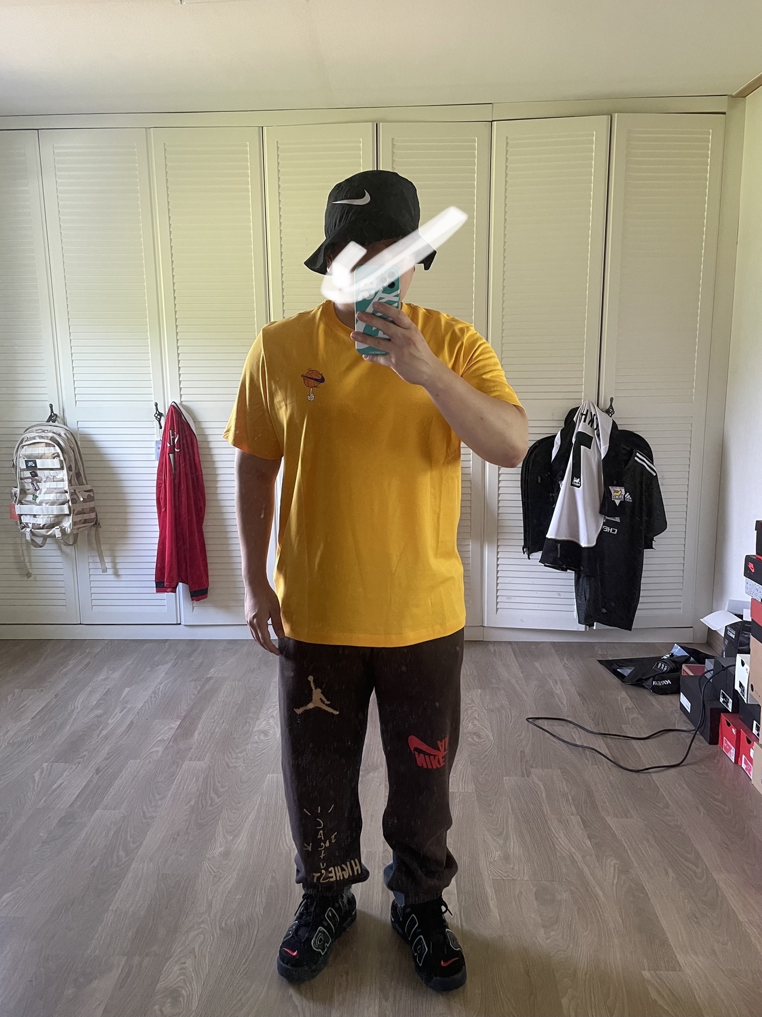 (@sunhardy) 님의 게시물 | KREAM