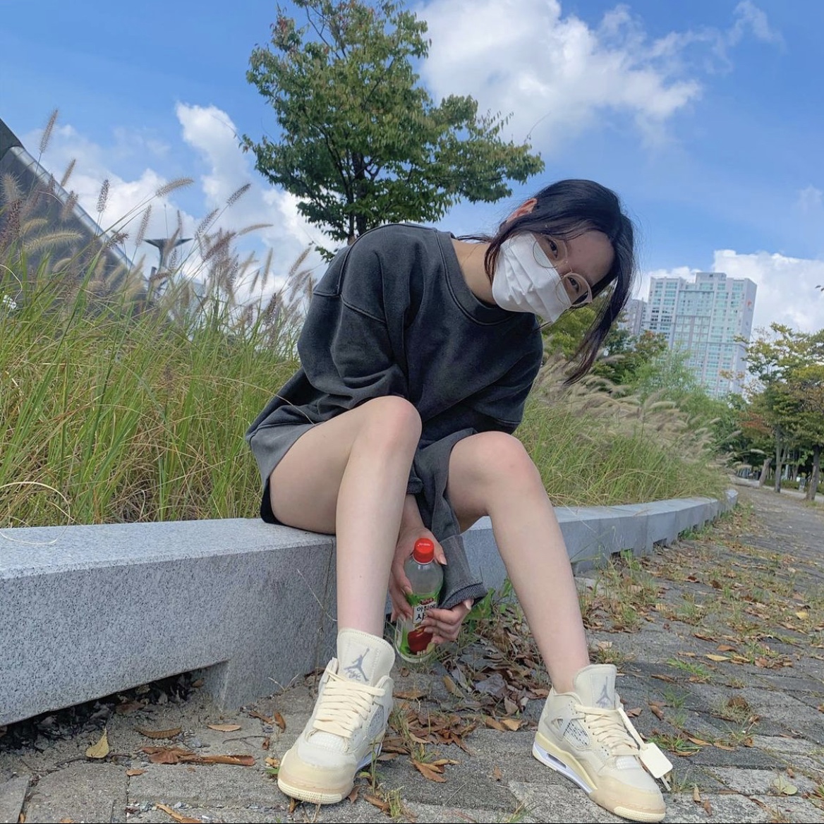 지츄 (@jichu_) 님의 게시물 | KREAM