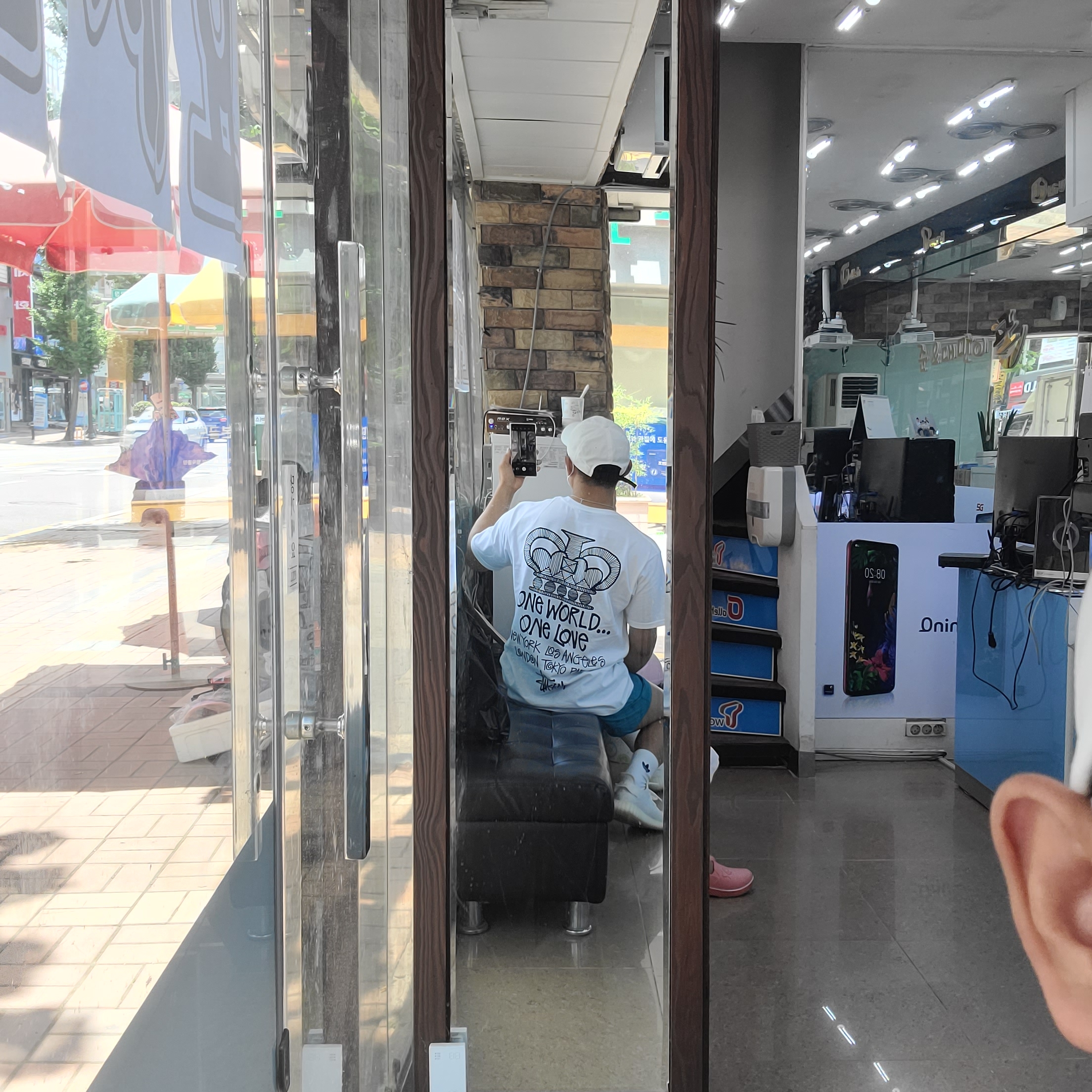 홀리듯 (@lchy2710) 님의 게시물 | KREAM