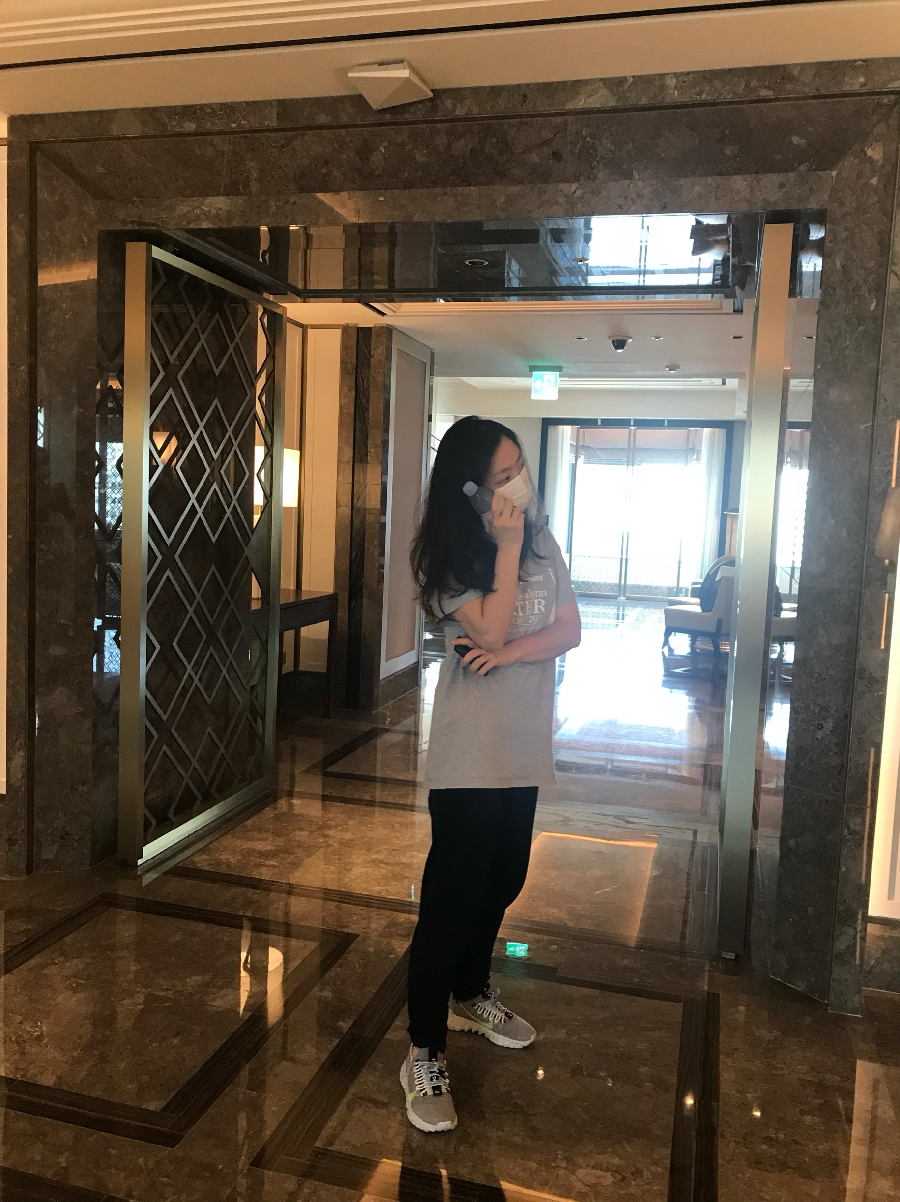 키키 (@comoestas) 님의 게시물 | KREAM