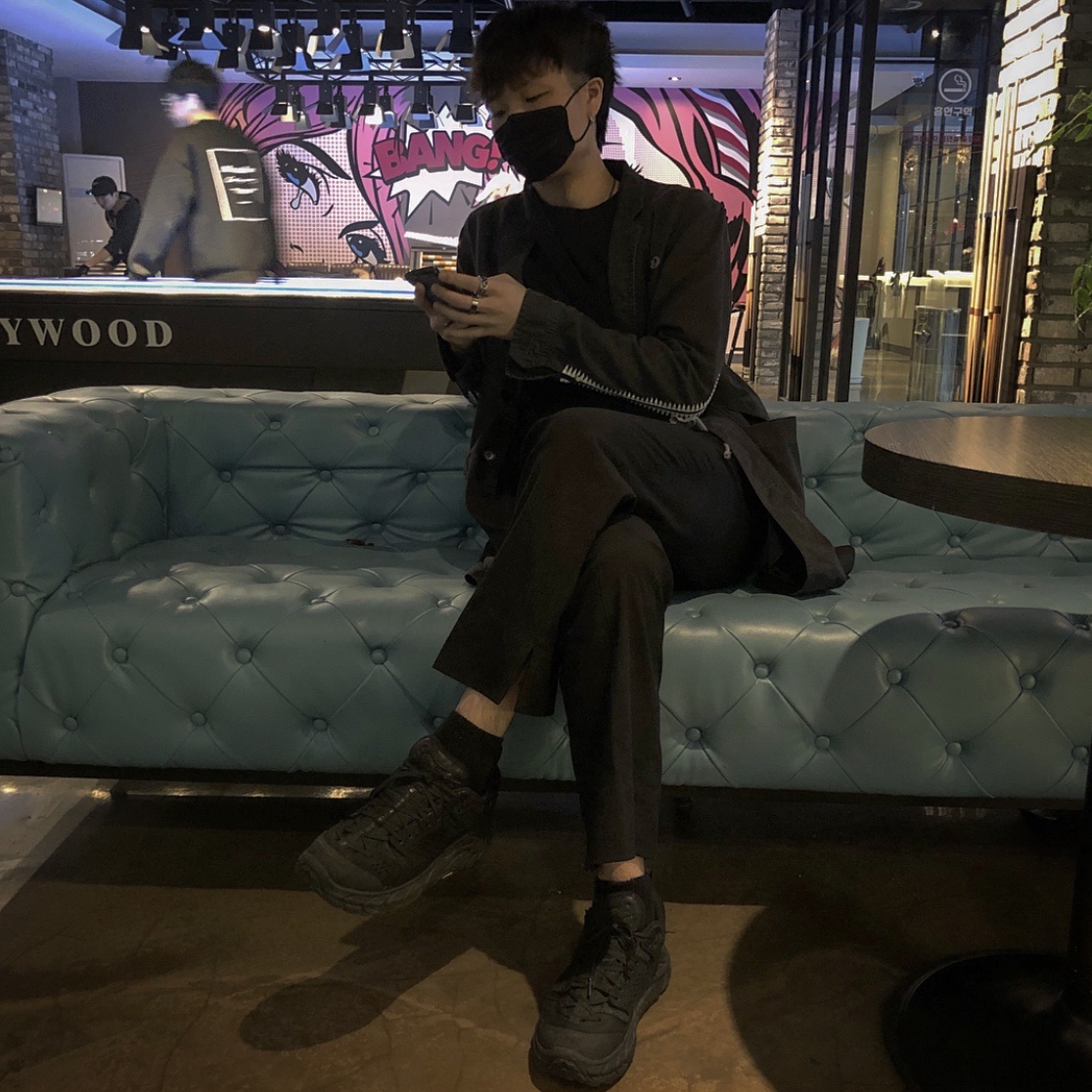 soungeum (@fuckno_idea) 님의 게시물 | KREAM