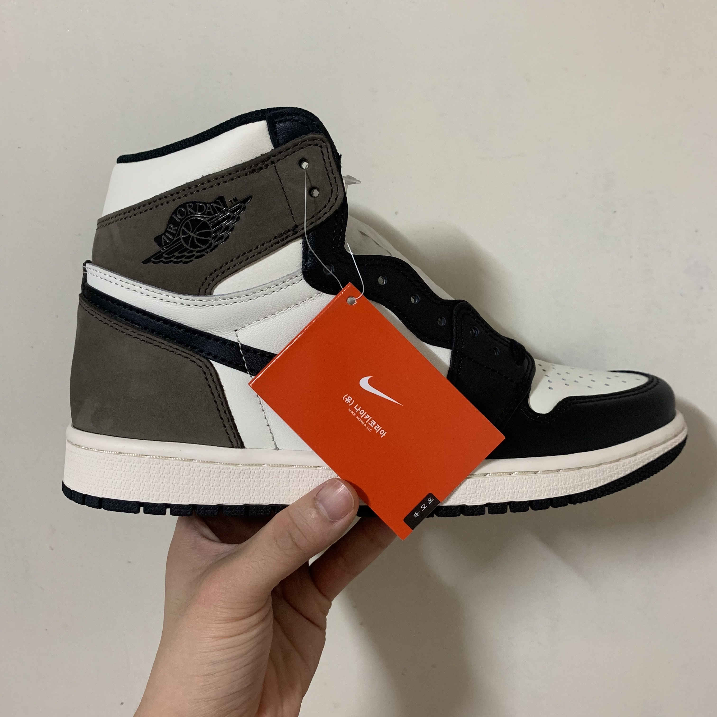 나이키어린이😎 (@ll_ik) 님의 게시물 | KREAM