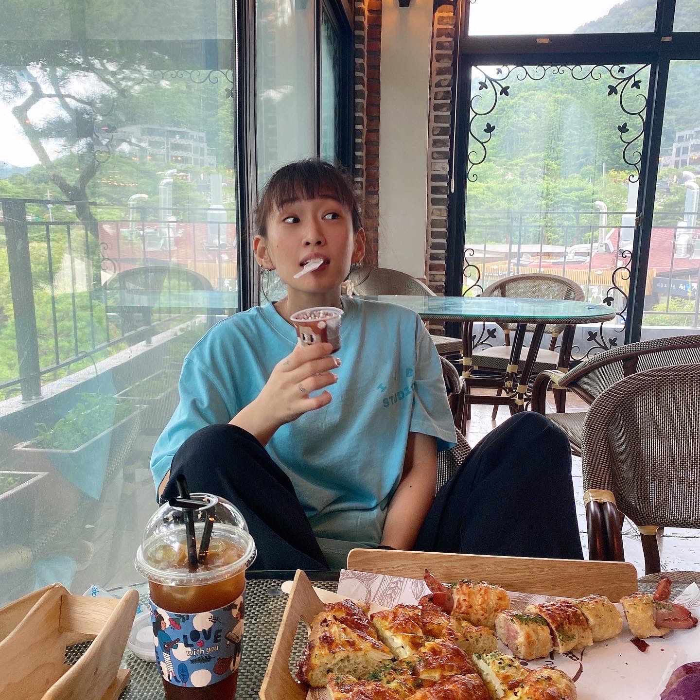 instagram:@__eun_biiiii94 (@eunbi94) 님의 게시물 | KREAM