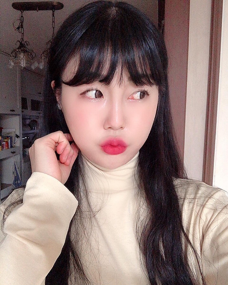 jiansla827 (@ji_a_n___) 님의 게시물 | KREAM